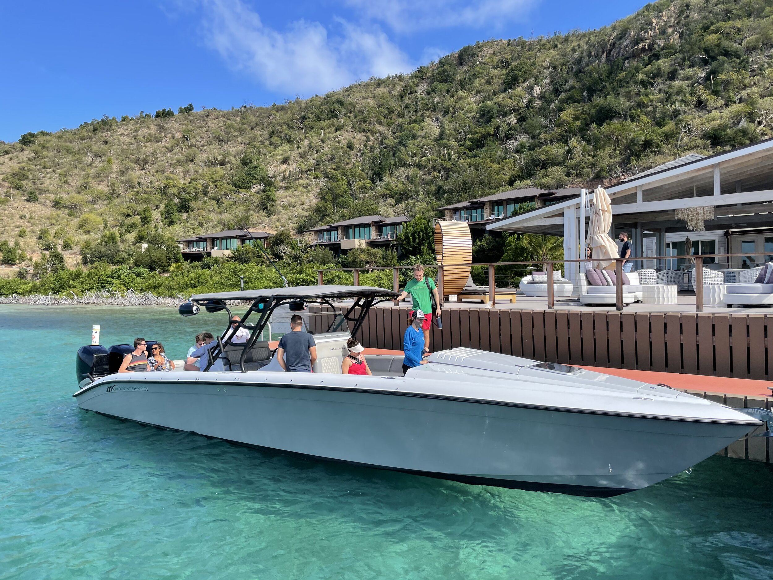 BVI Beach Bars, Guided Beach Bar Tour in the BVI - BVI Chillout Charters