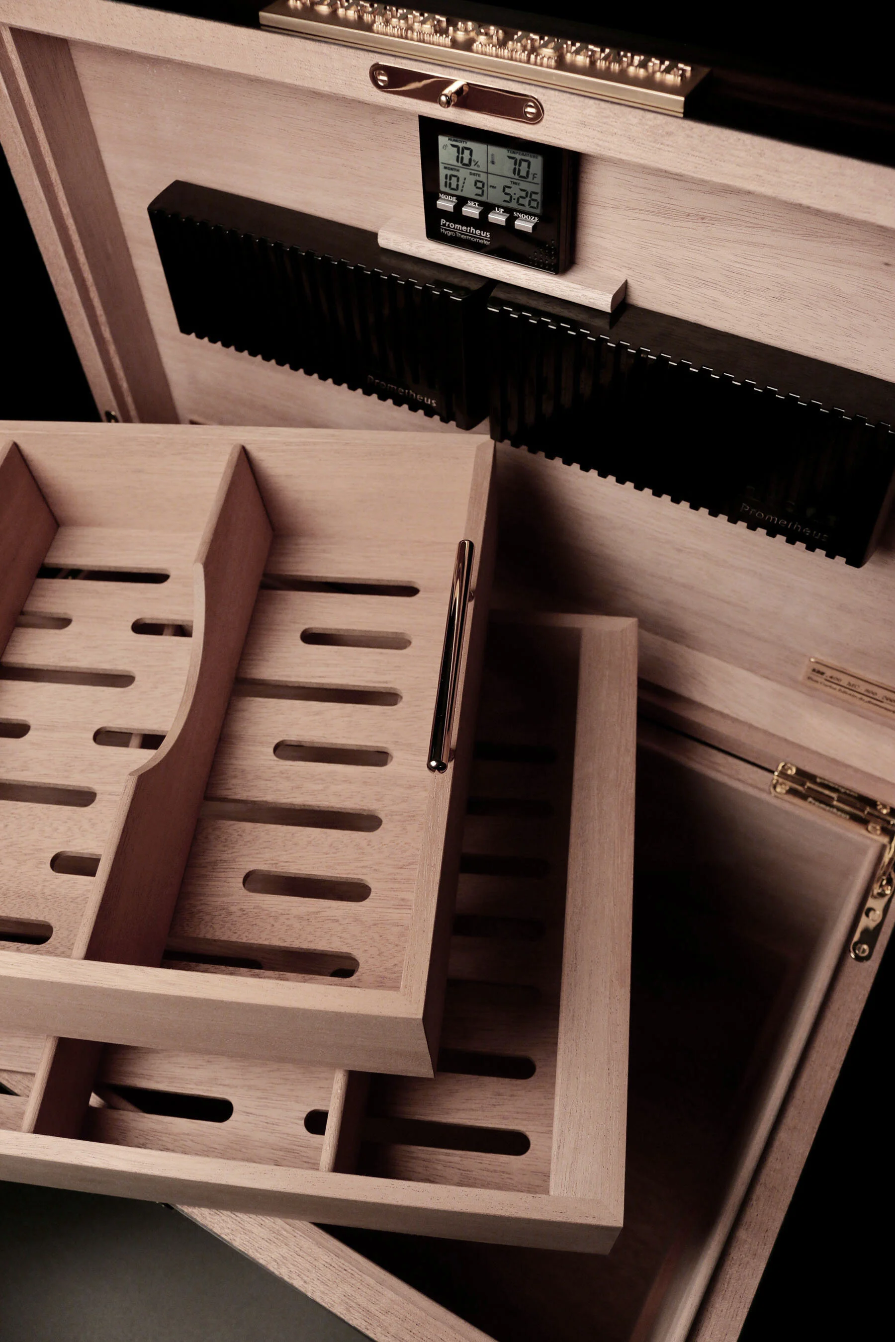 2020 OpusX Rare Black Humidor | Prometheus International, Inc.