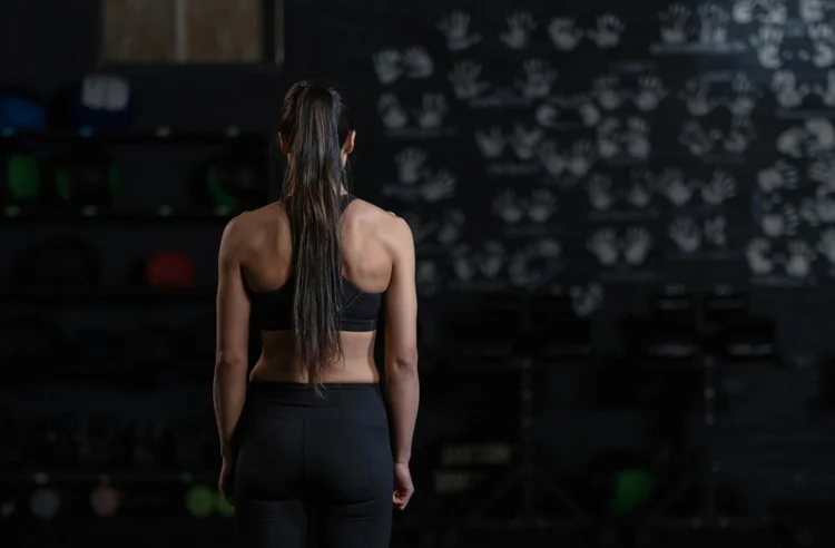 Master Arm Circles: A Complete Workout Guide For Toned Shoulders — Edge ...