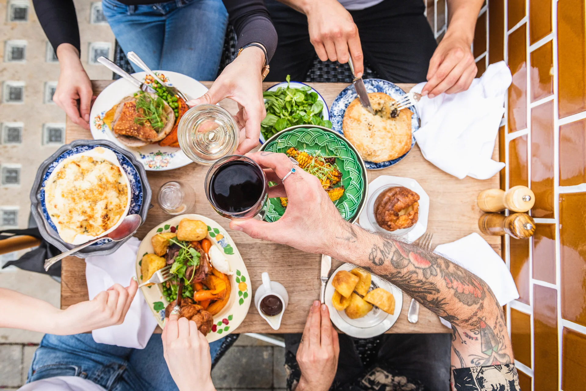 FOOD & DRINK — The Laundry