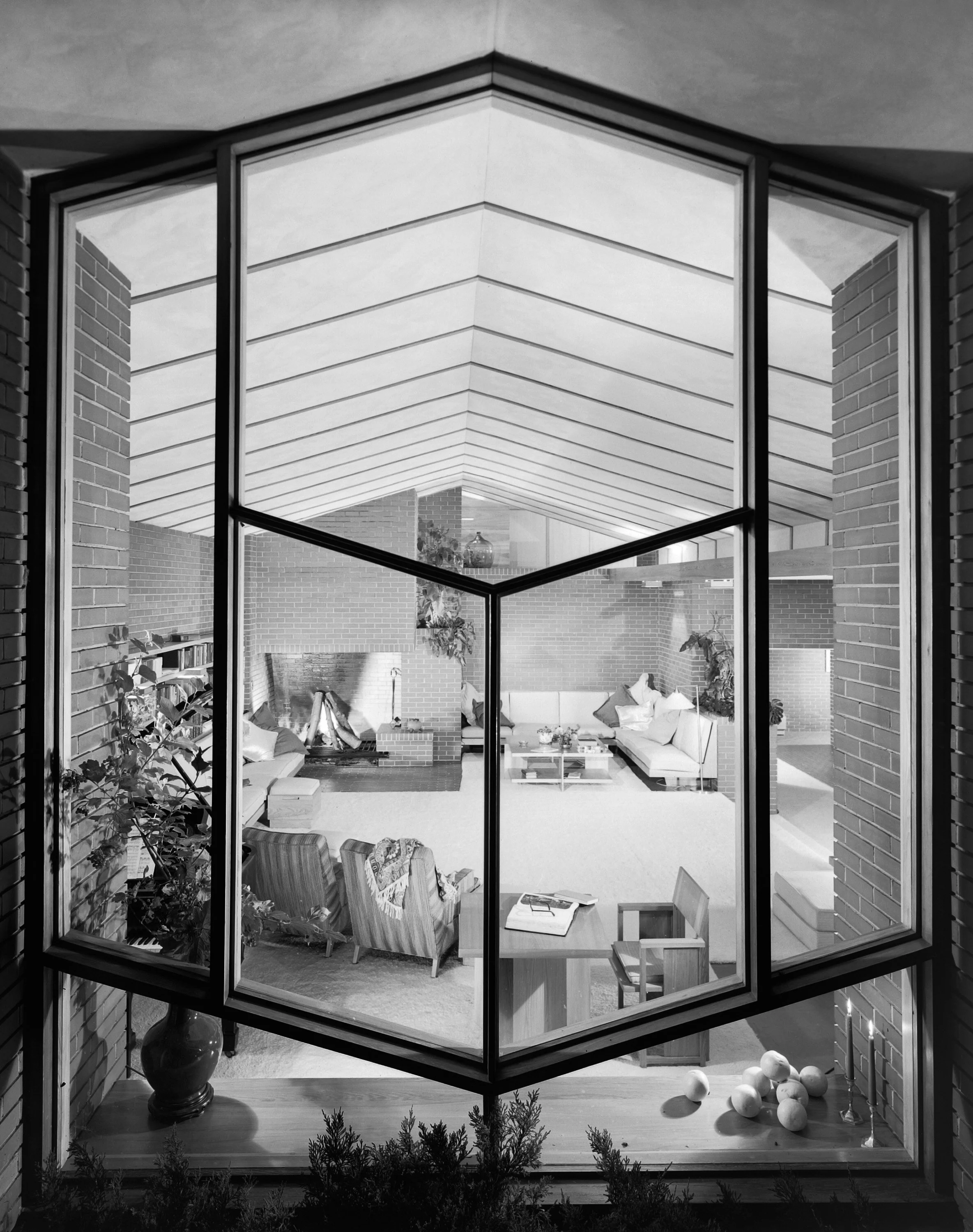 Ezra Stoller Featured in Aperture's Recent Publication "House & Home ...