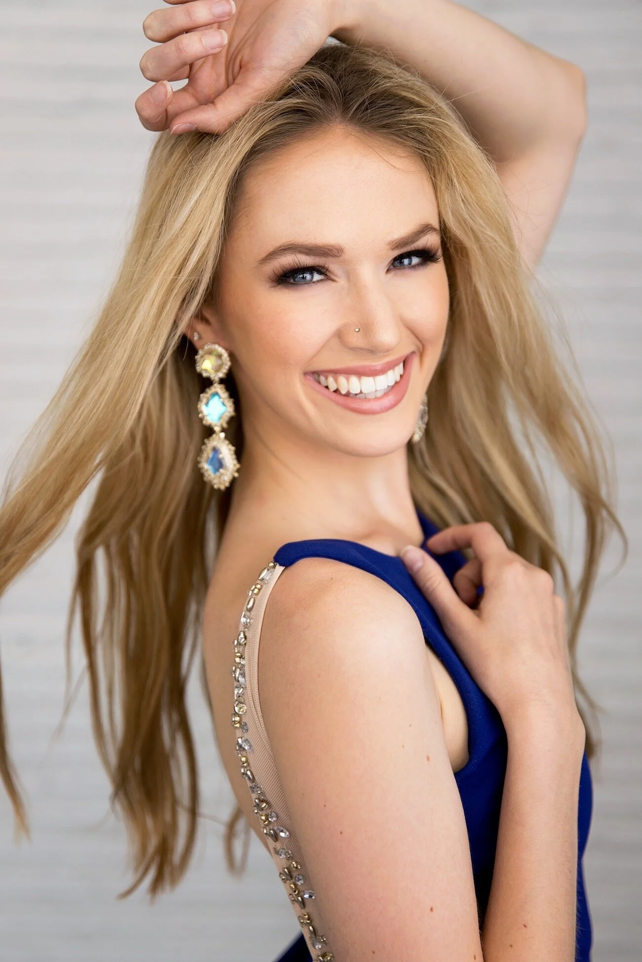 FEMALE TEENS & YOUNG WOMEN — M&I Models