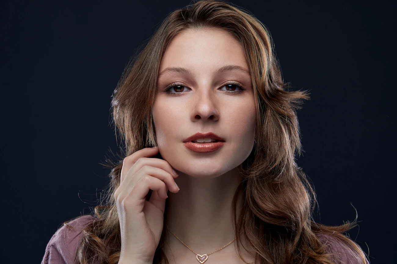 FEMALE TEENS & YOUNG WOMEN — M&I Models