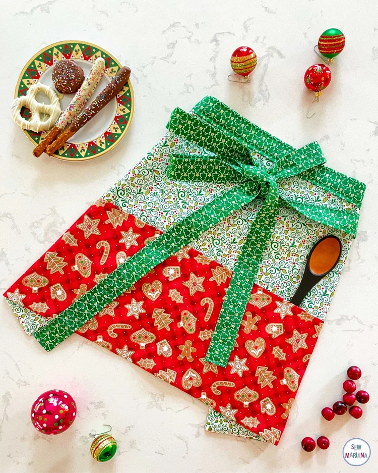Christmas Apron Tutorial — Sew Mariana