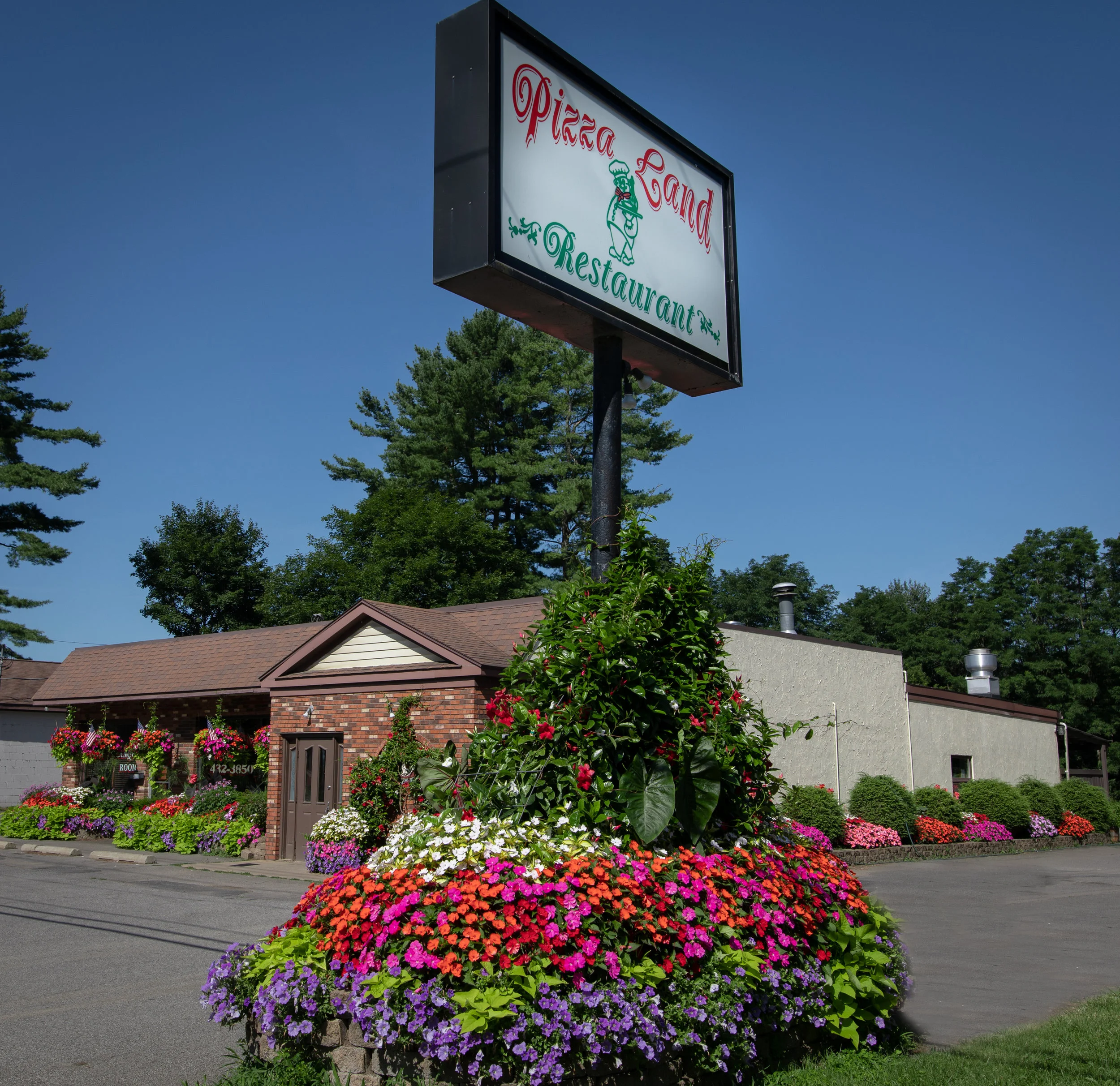 Location — Pizza Land