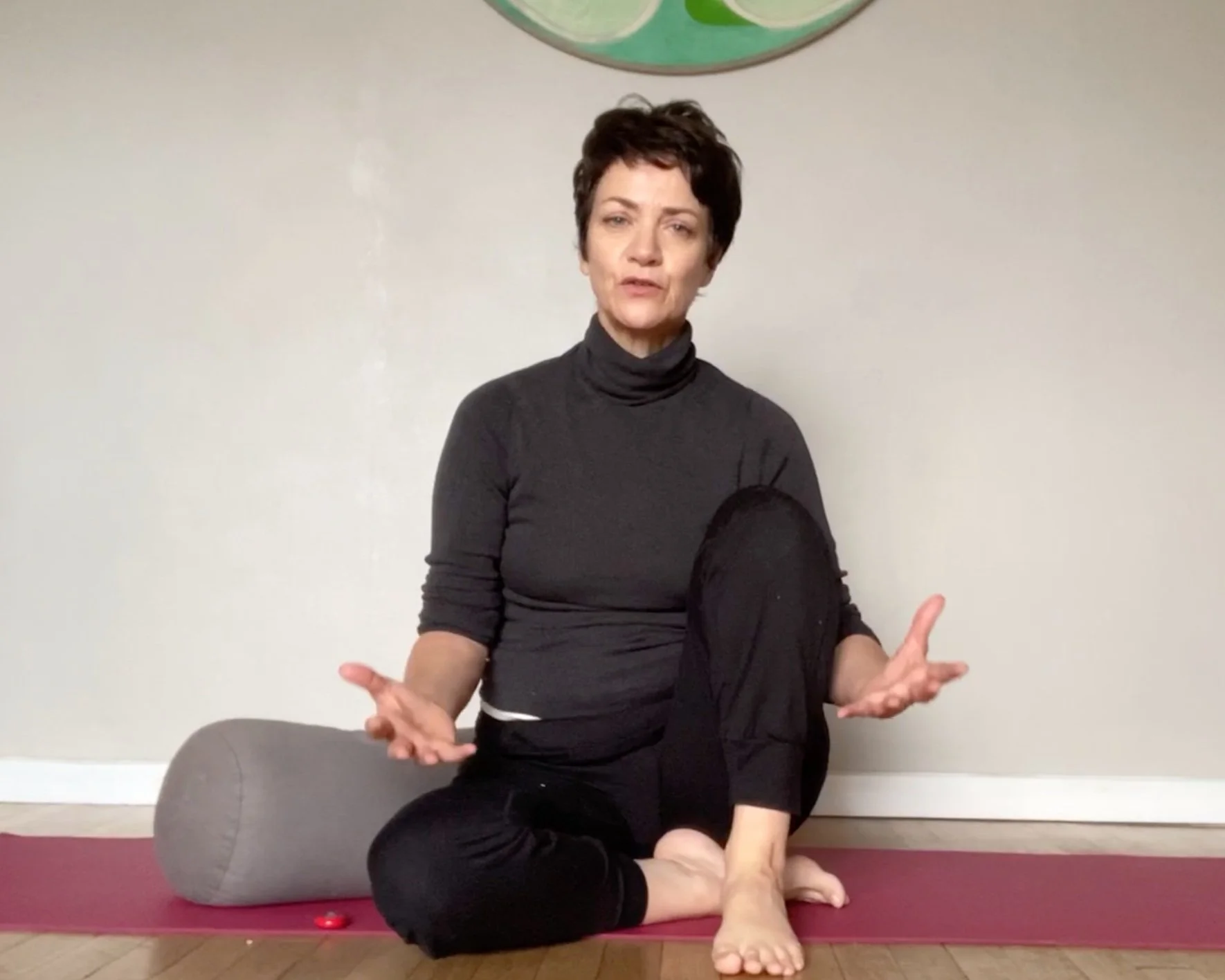 Womens Yoga — Lynn Murphy Yoga
