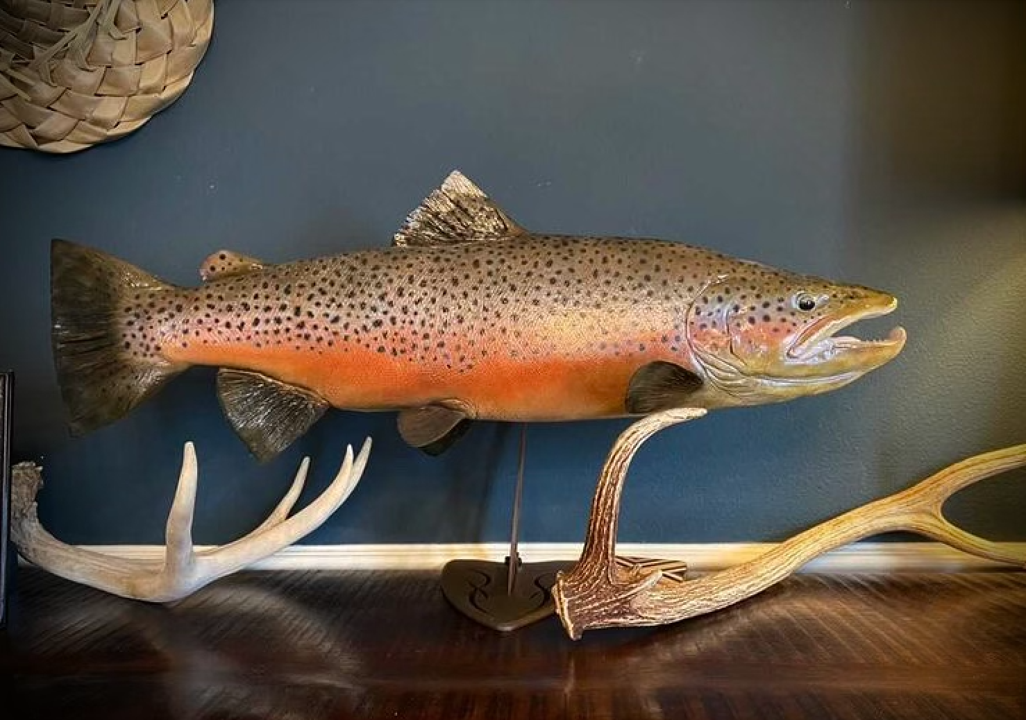 Living Water Fish Replicas - Quality Fish Taxidermy, Fish Mounts & Fish ...