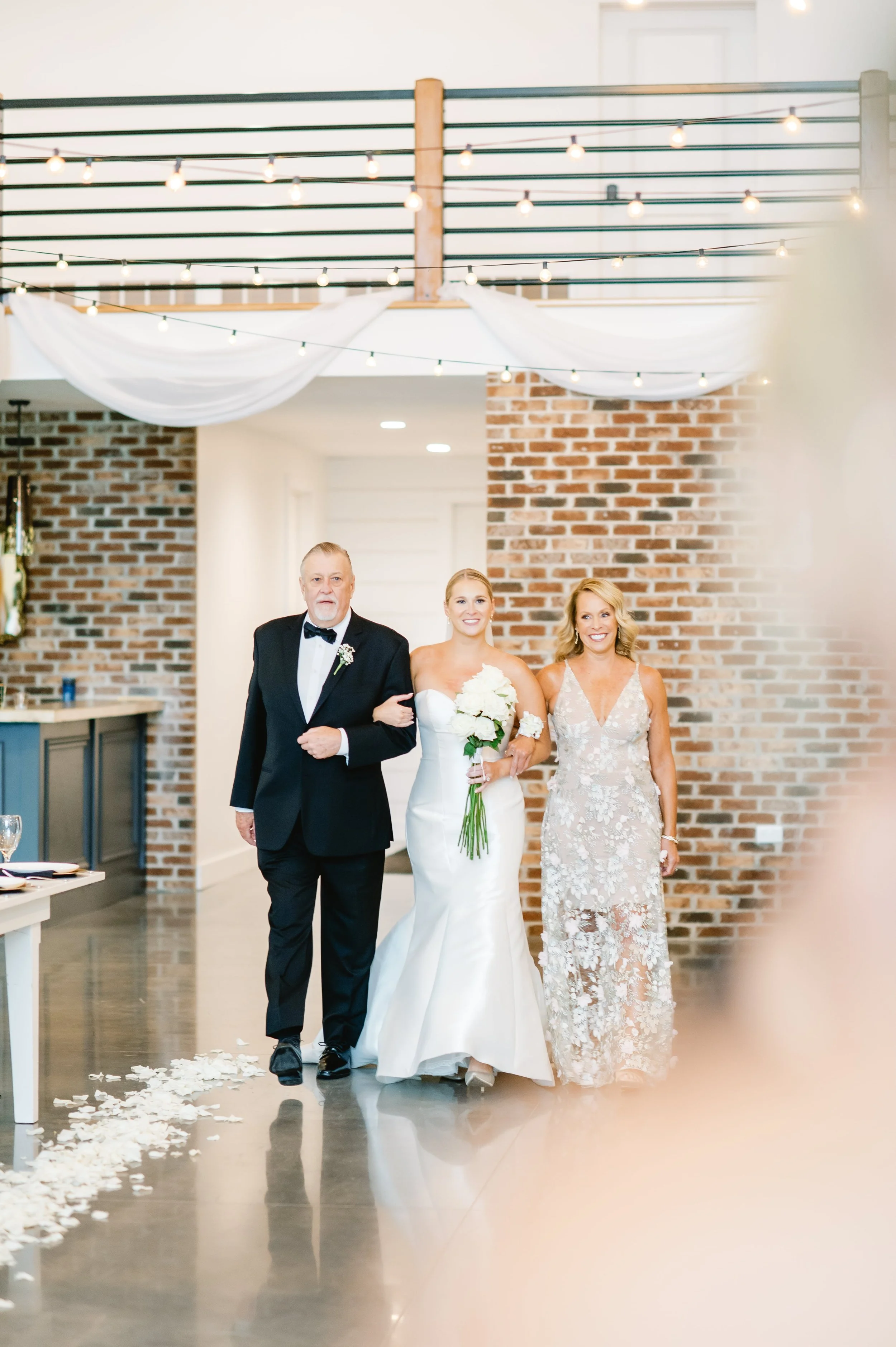 Classic Wedding with Mizzou Gold | Amanda + Brock from Columbia, MO ...
