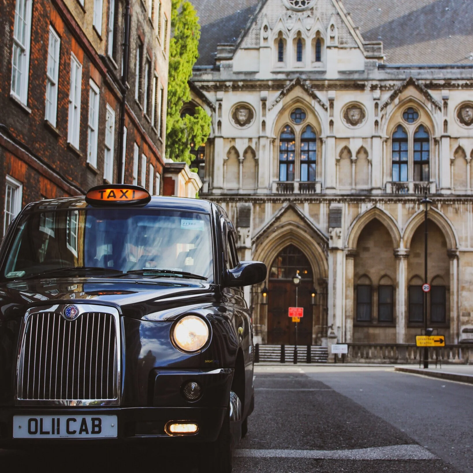 London Black Cab Tours | Private Guided Taxi Experience