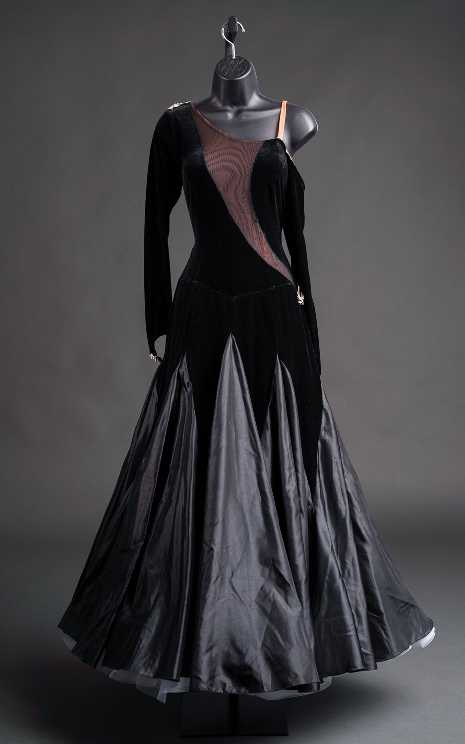 resale smooth & ballroom — DORÉ DESIGNS