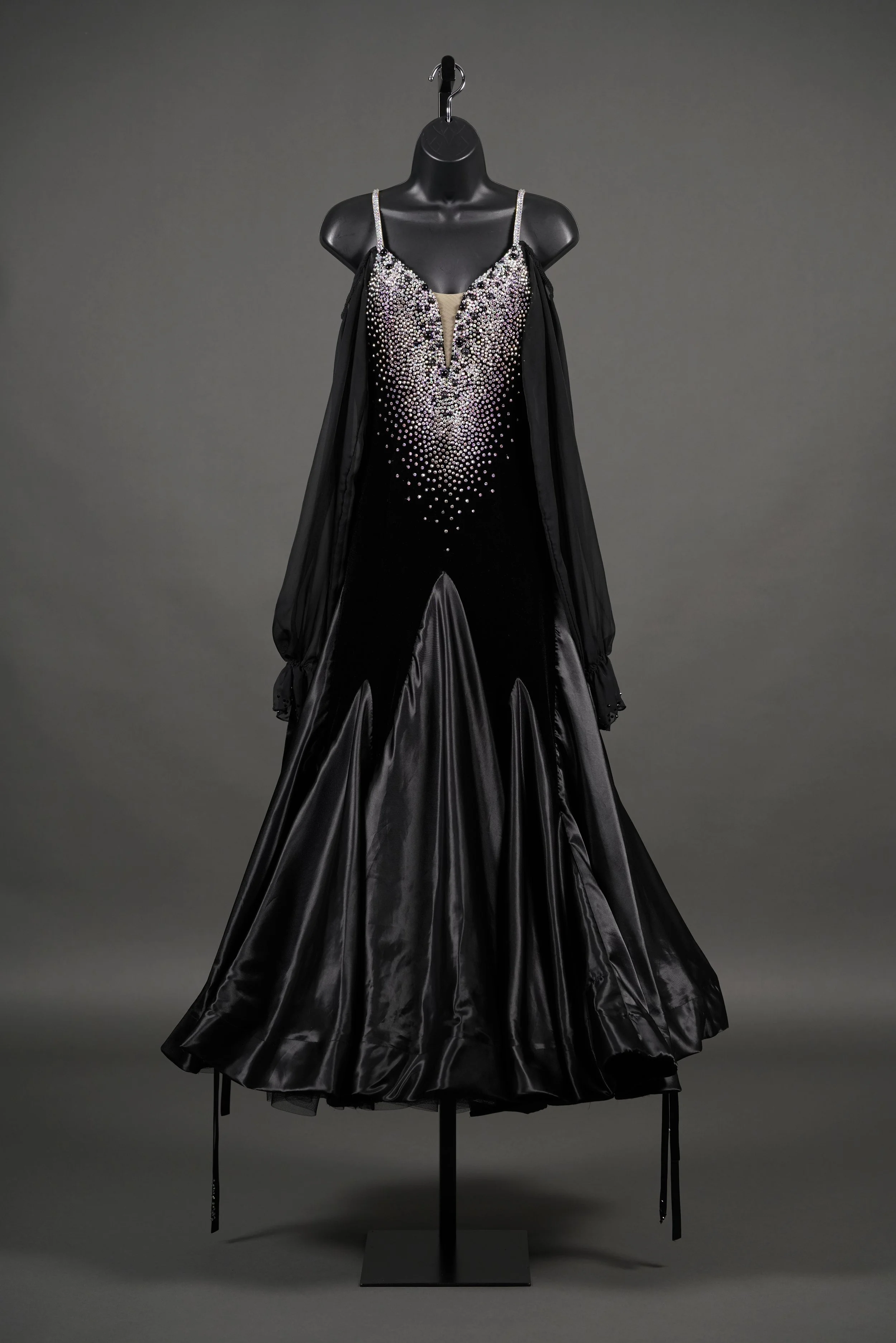 resale smooth & ballroom — DORÉ DESIGNS