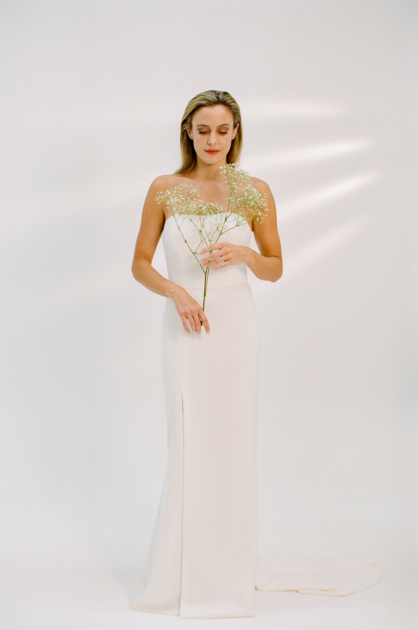 Paris Gown - Size 16 Sample | Minimal strapless fitted wedding gown ...