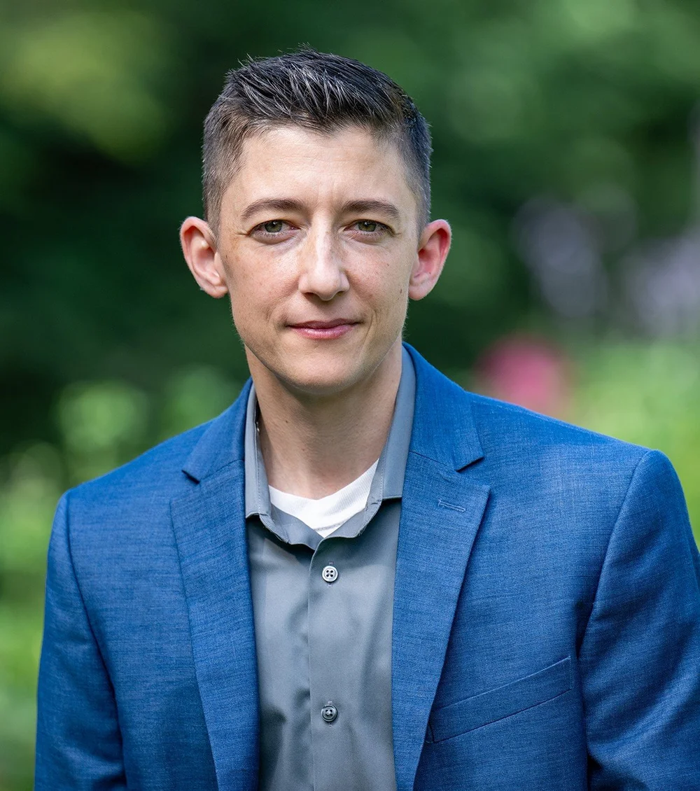 Bio — Perry Zurn