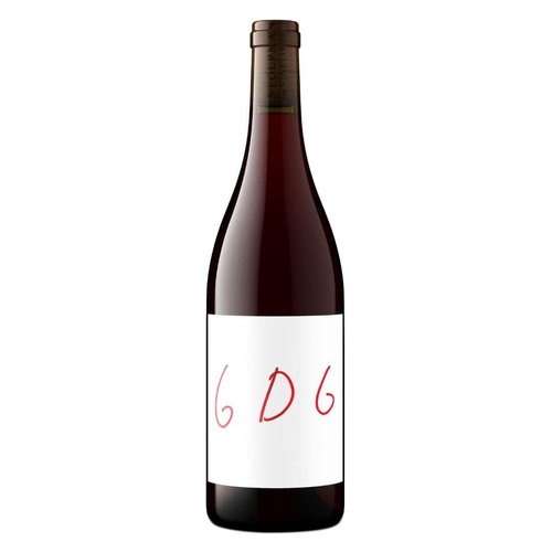 10 Light-Bodied Red Wines That Are Perfectly Chillable — Lexi's Wine List