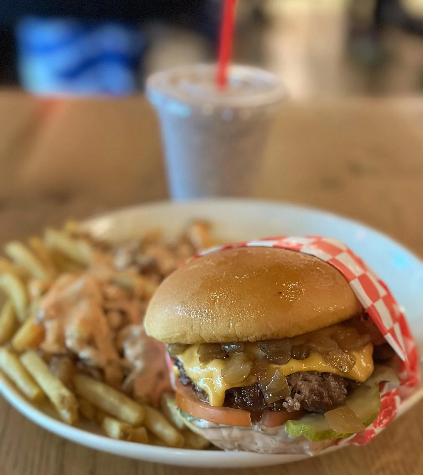 Mike Eats NYC Burgers