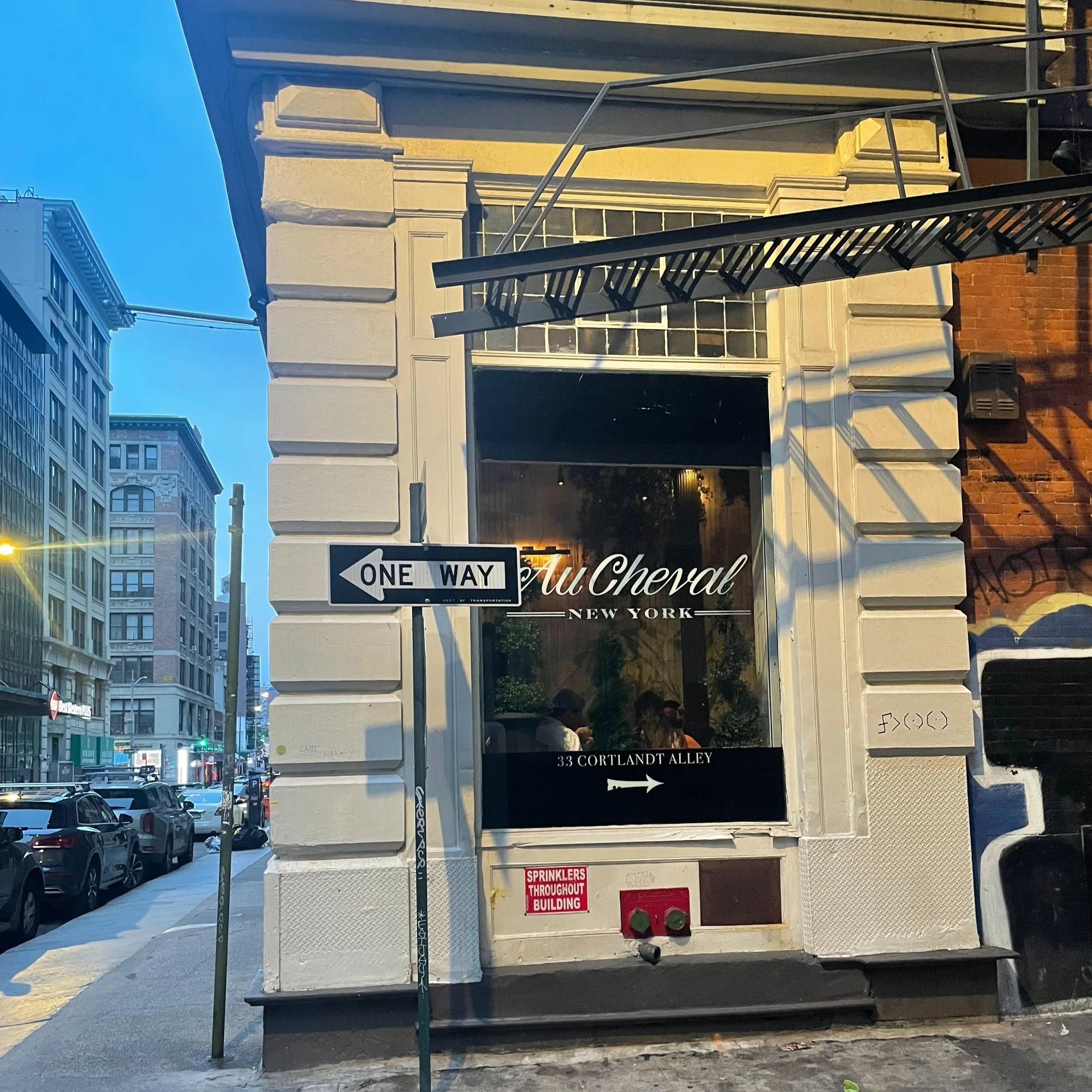 Au Cheval — Mike Eats NYC Burgers