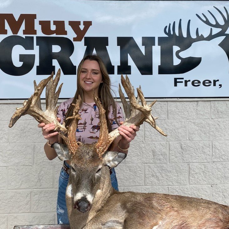 Macho Grande 23-24 — Muy Grande