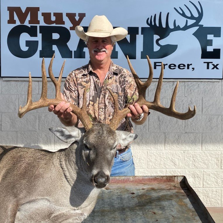 Low Fence 23-24 — Muy Grande