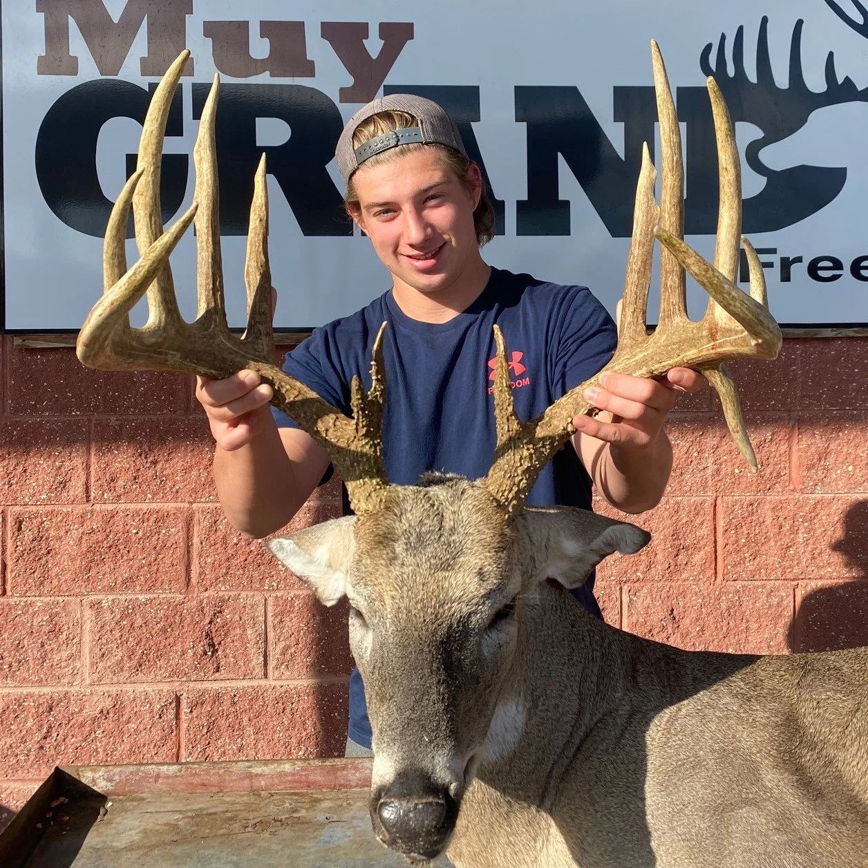 Pope & Young 21-22 — Muy Grande