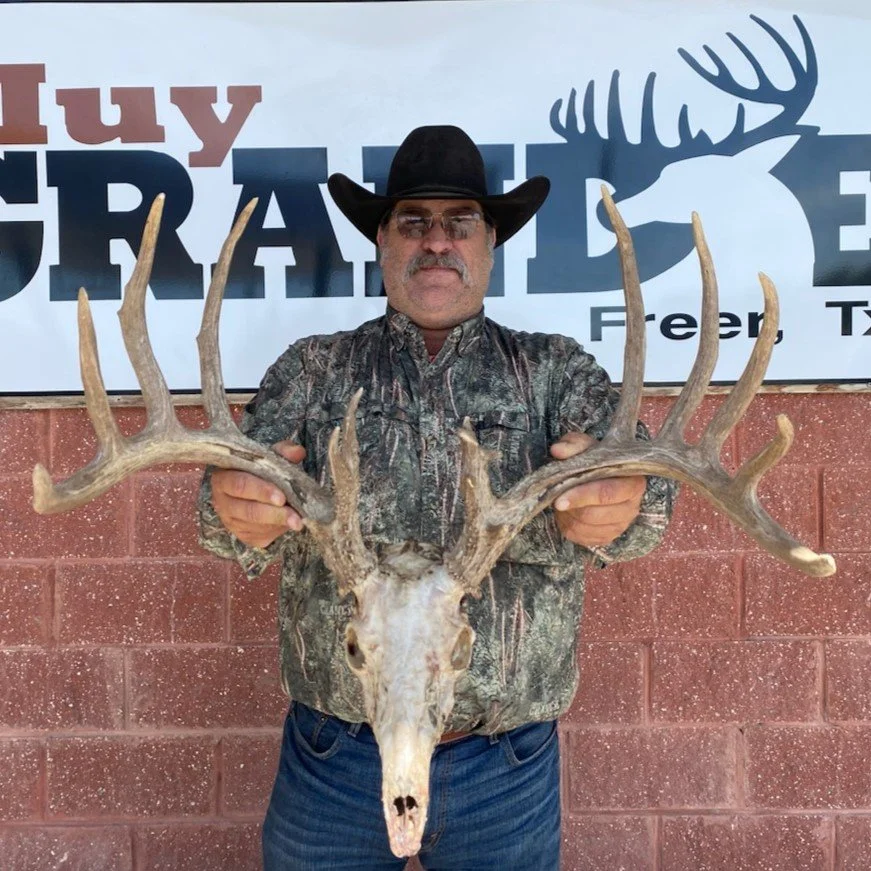 190+ Club 23-24 — Muy Grande