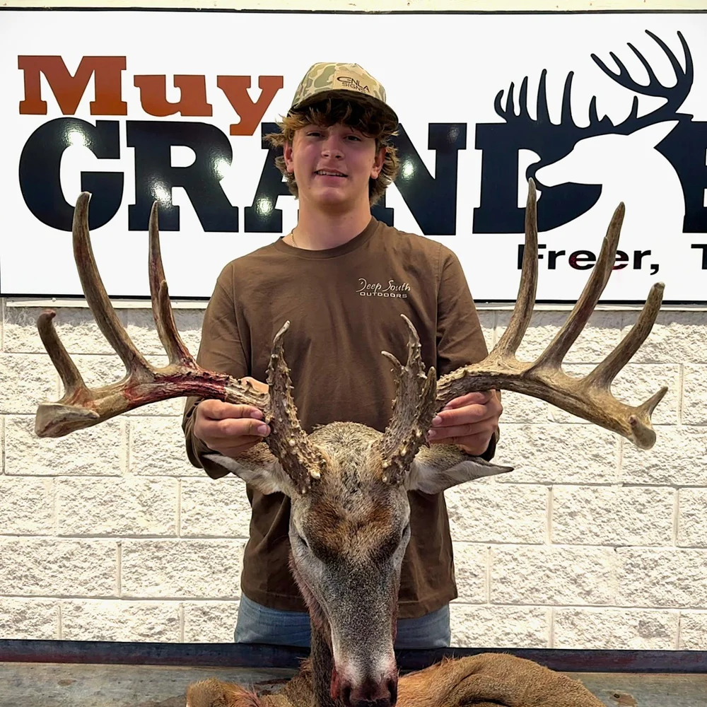 190+ Club 24-25 — Muy Grande