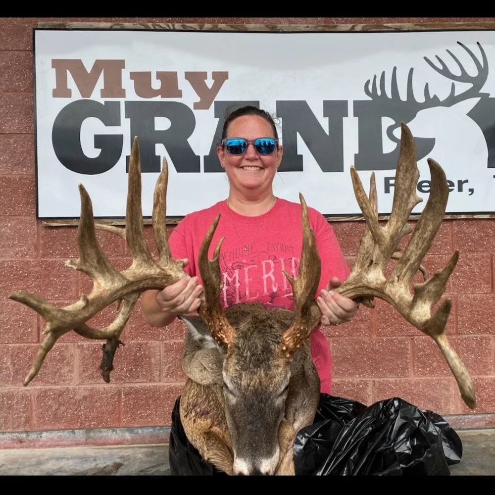 200+ Club 23-24 — Muy Grande