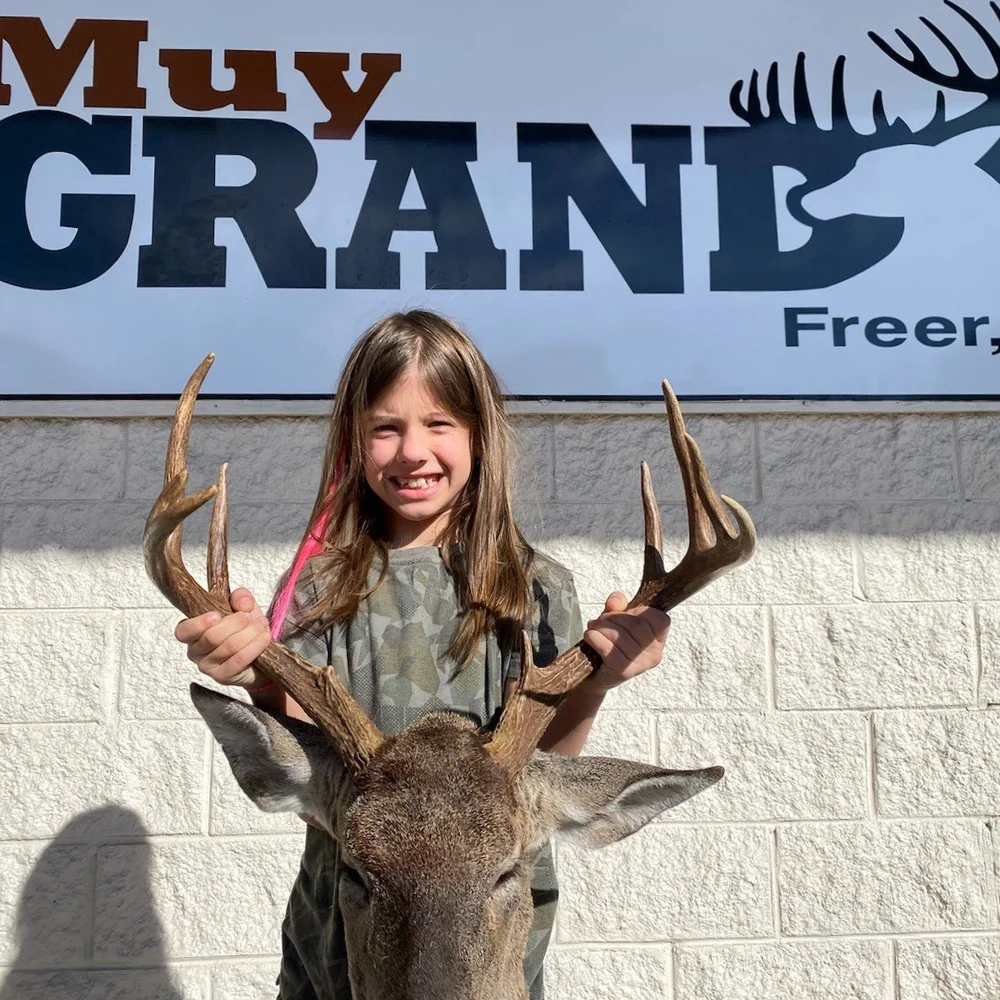 Youth 23-24 — Muy Grande