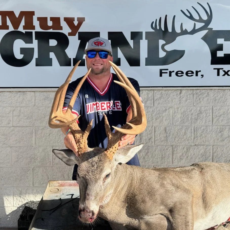 Low Fence 24-25 — Muy Grande