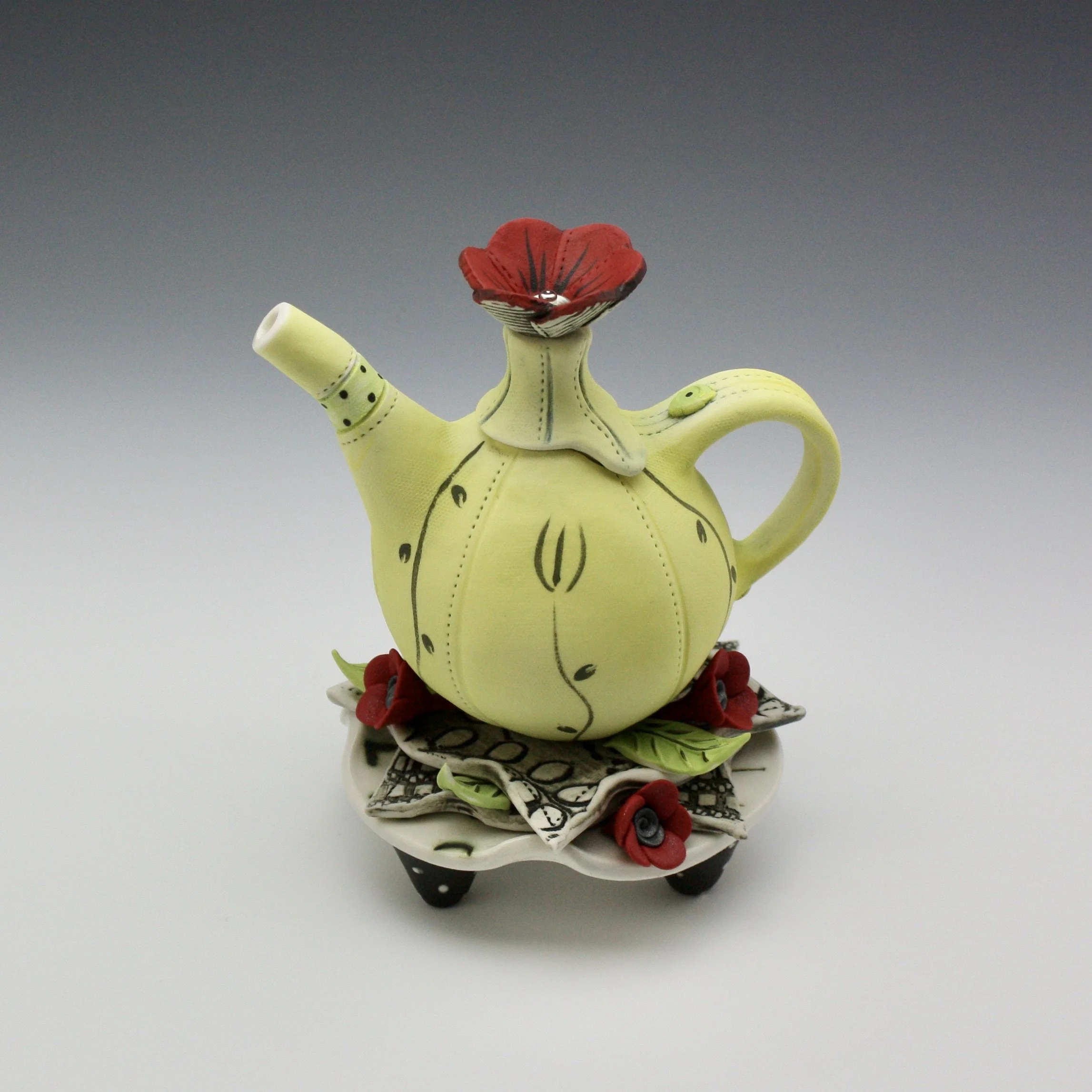 LAURA PEERY — teapots