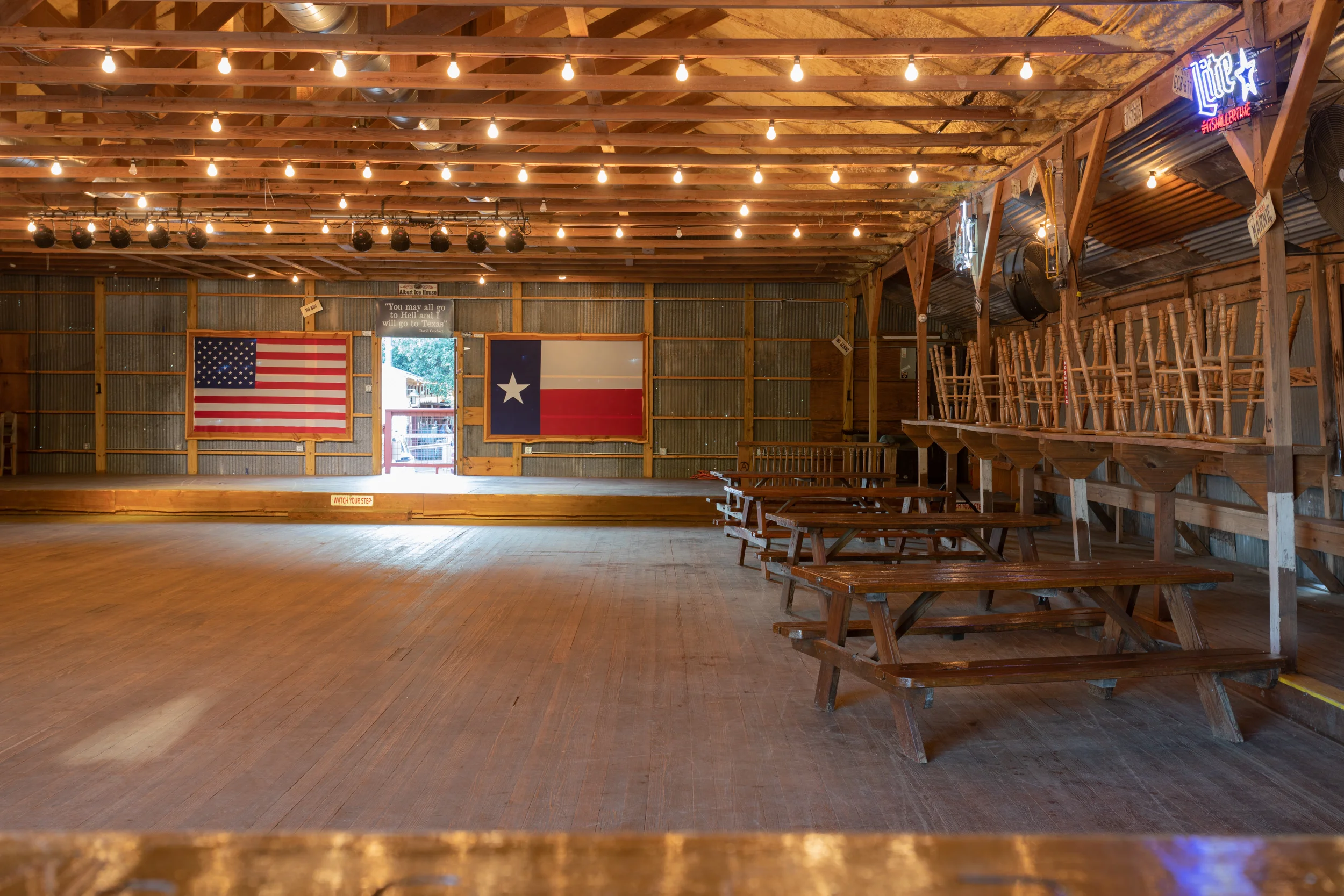 Albert, TX - ICEHOUSE & DANCEHALL