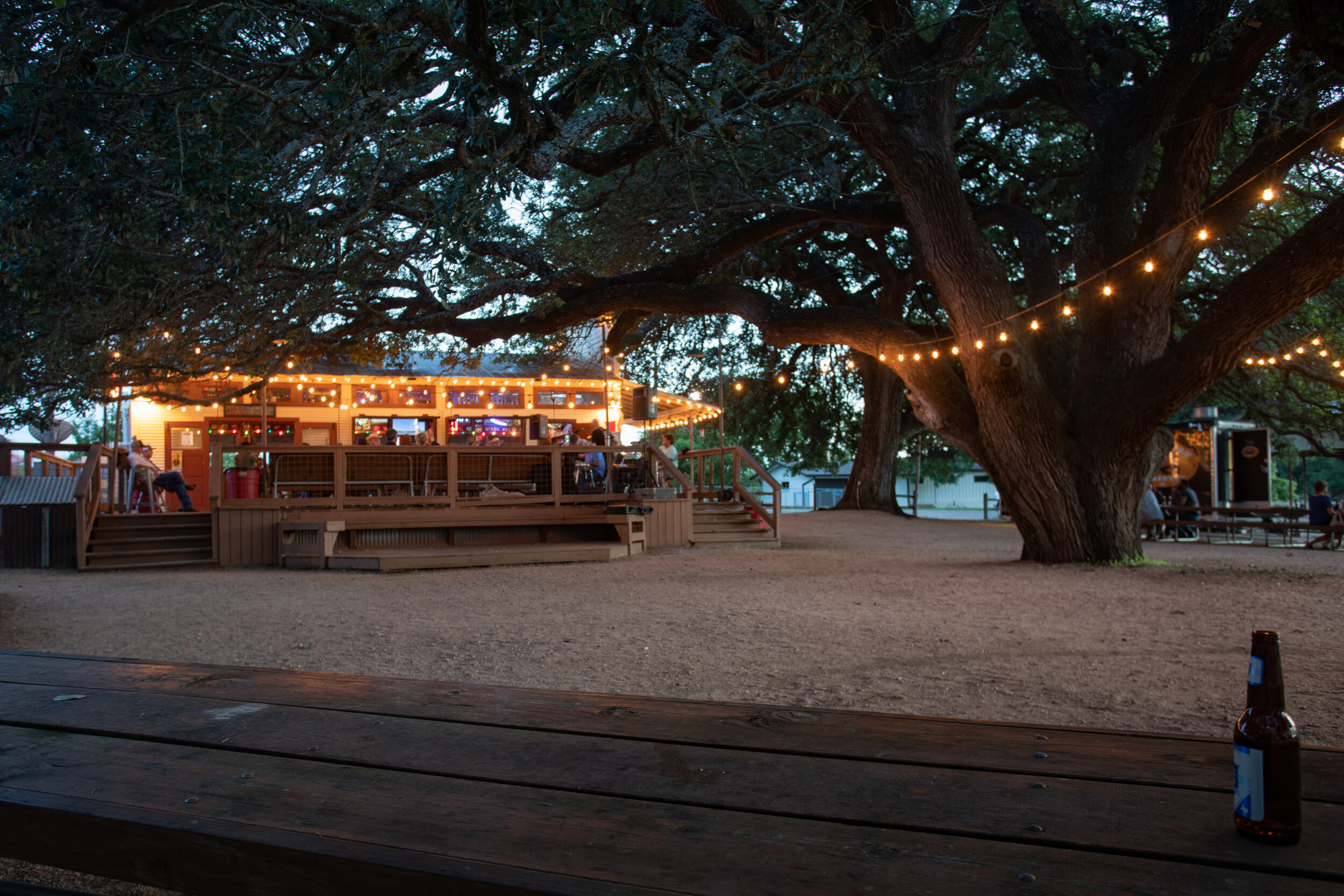 Albert, TX - ICEHOUSE & DANCEHALL