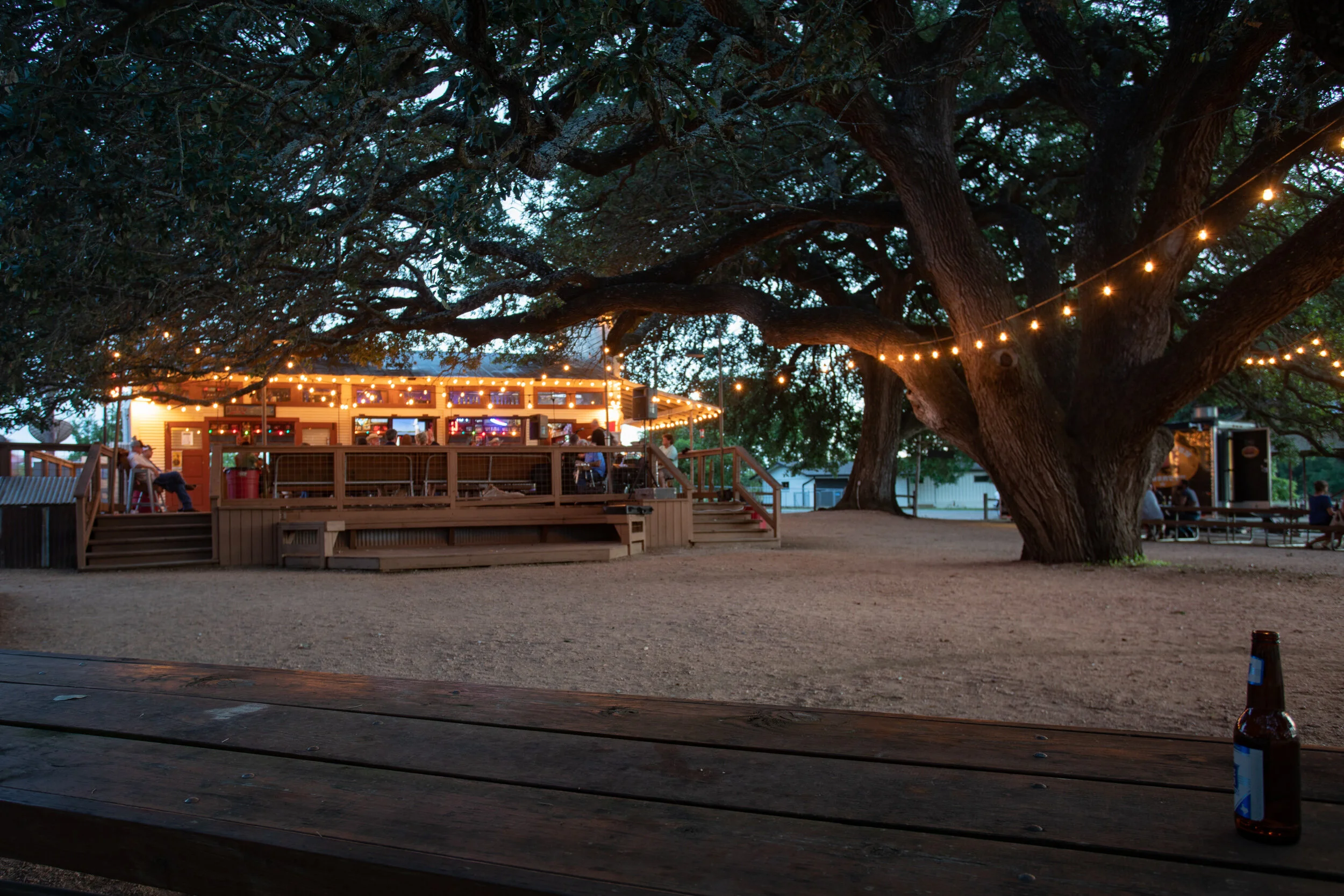 Albert, TX - ICEHOUSE & DANCEHALL