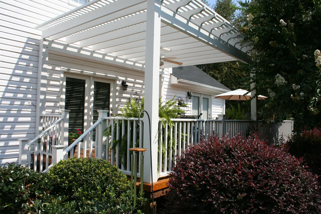 Classic Vinyl Railing — Color Guard Railing Systems