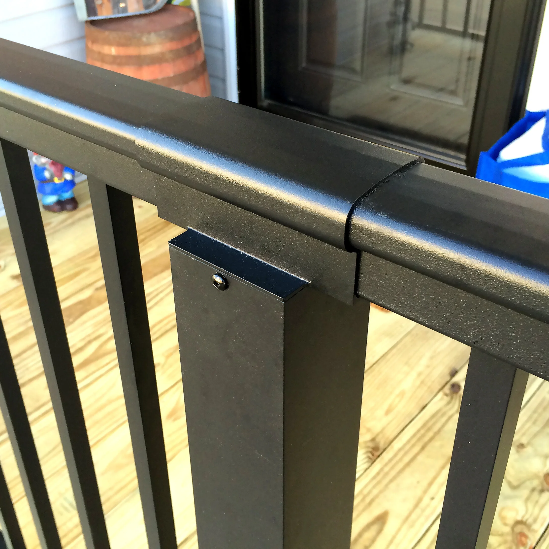 Lincoln Aluminum Railing — Color Guard Railing Systems