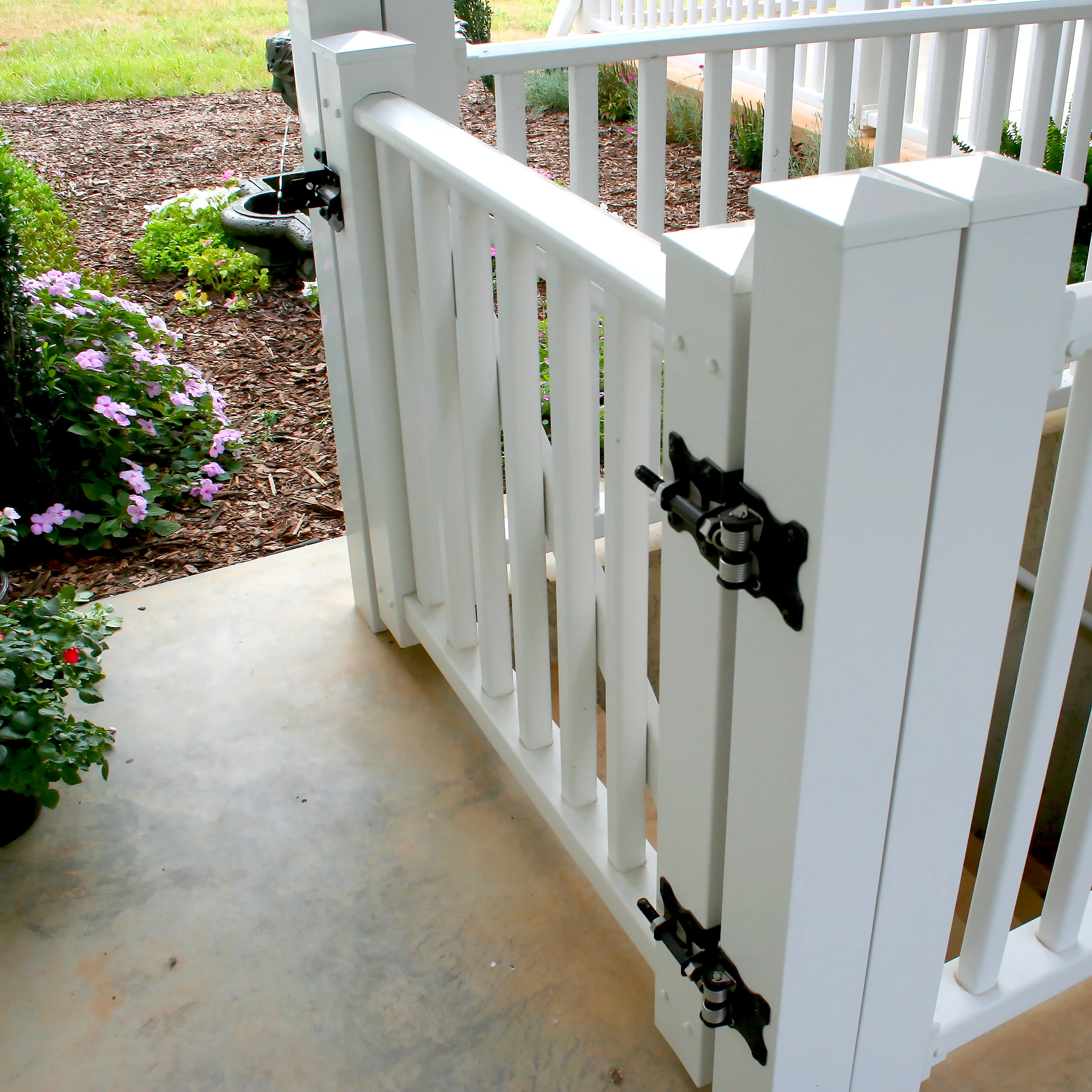 Classic Vinyl Railing — Color Guard Railing Systems