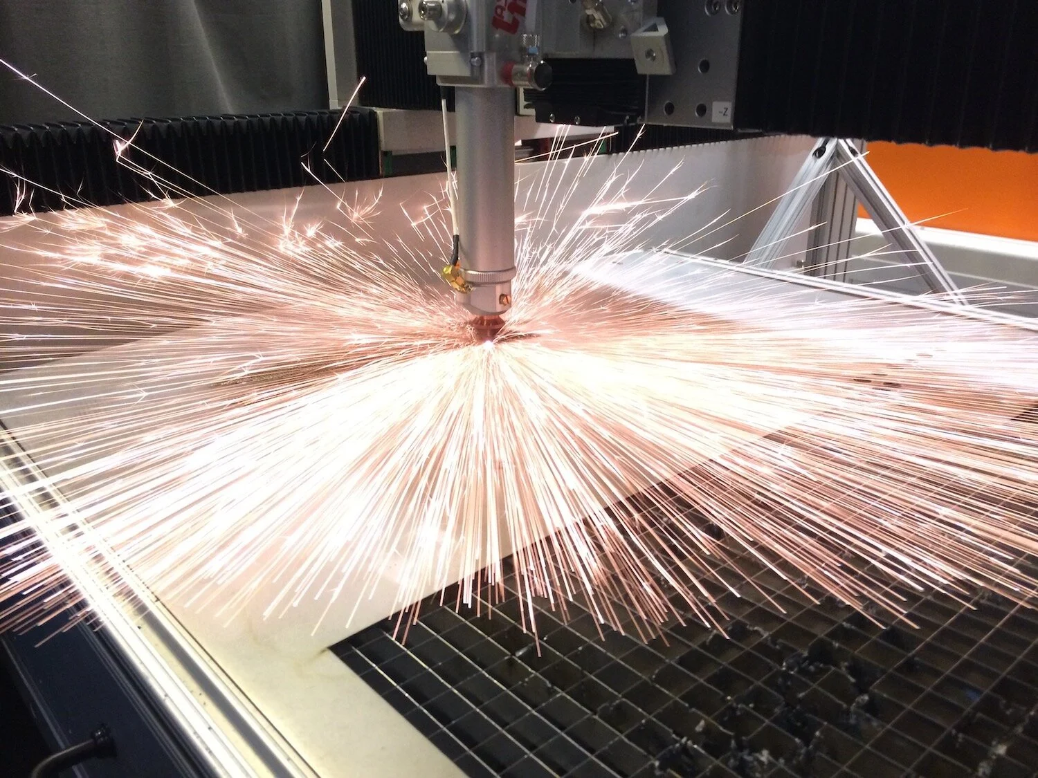 Compact Fiber Lasers — nLIGHT