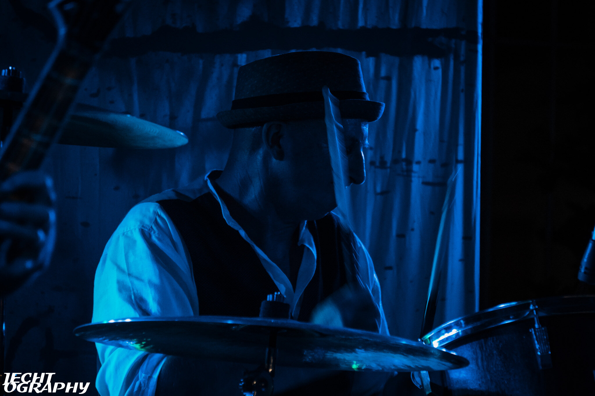 Mojo Alice plays Tuatara - The Local Scene 2020 — Jechtography