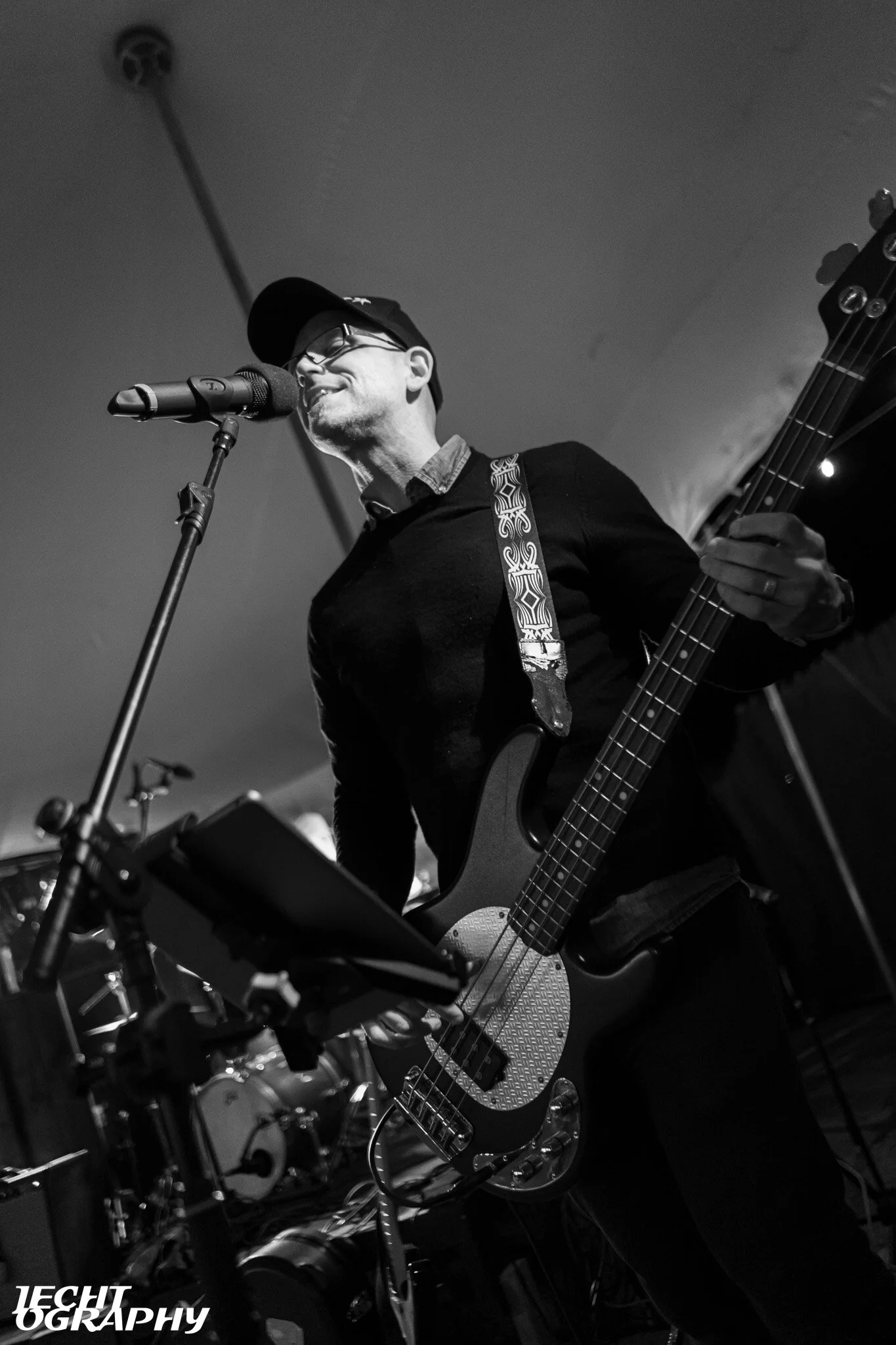 Scott Bowater Band plays Tuatara - The Local Scene 2021 — Jechtography