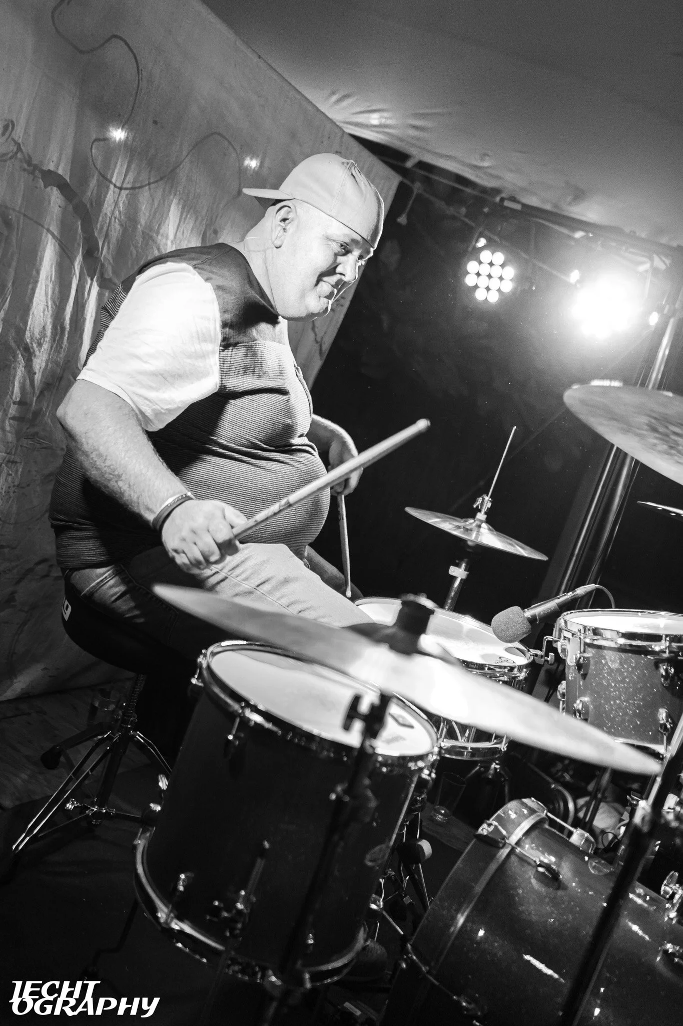 Scott Bowater Band plays Tuatara - The Local Scene 2021 — Jechtography