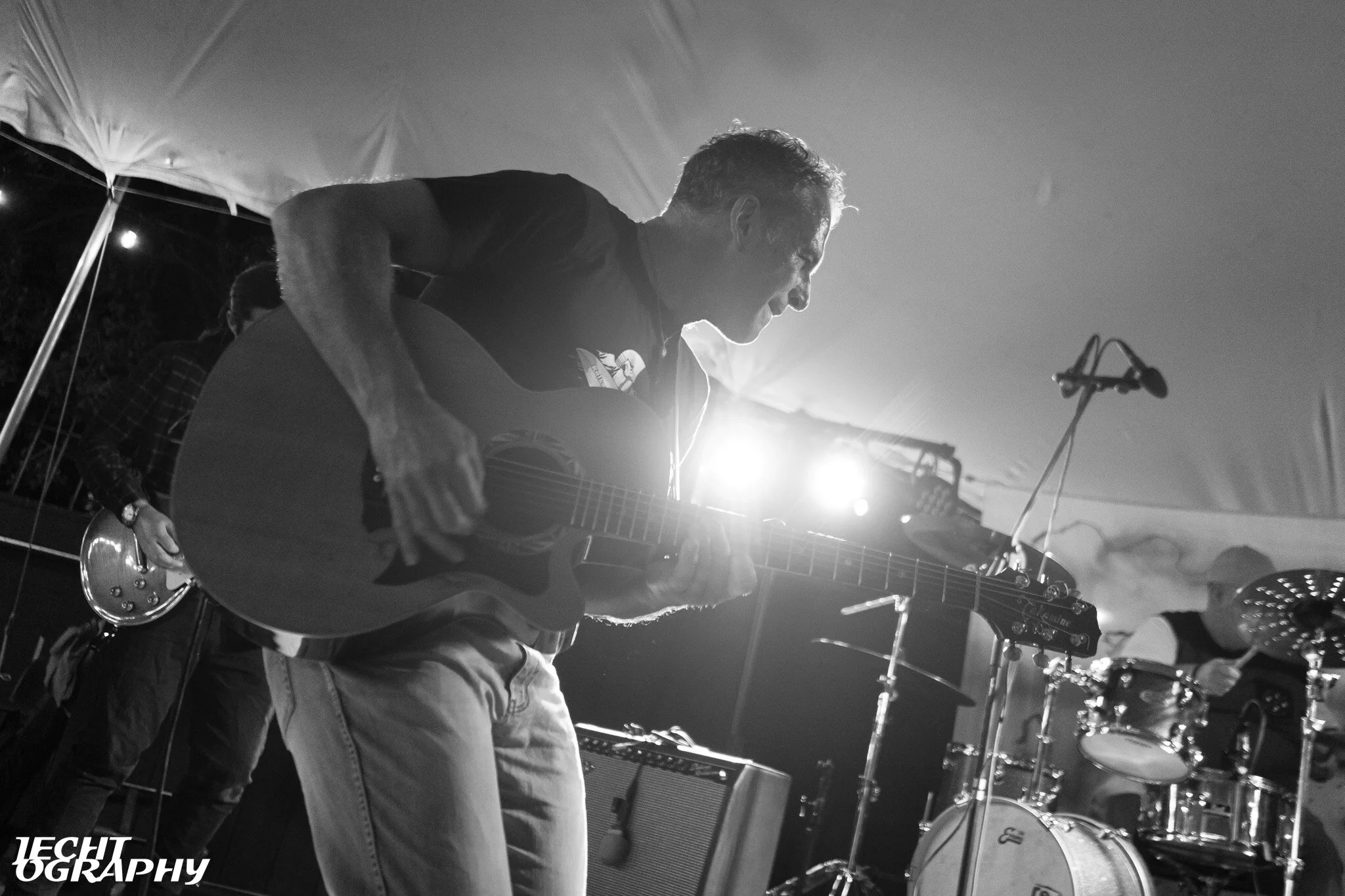 Scott Bowater Band plays Tuatara - The Local Scene 2021 — Jechtography