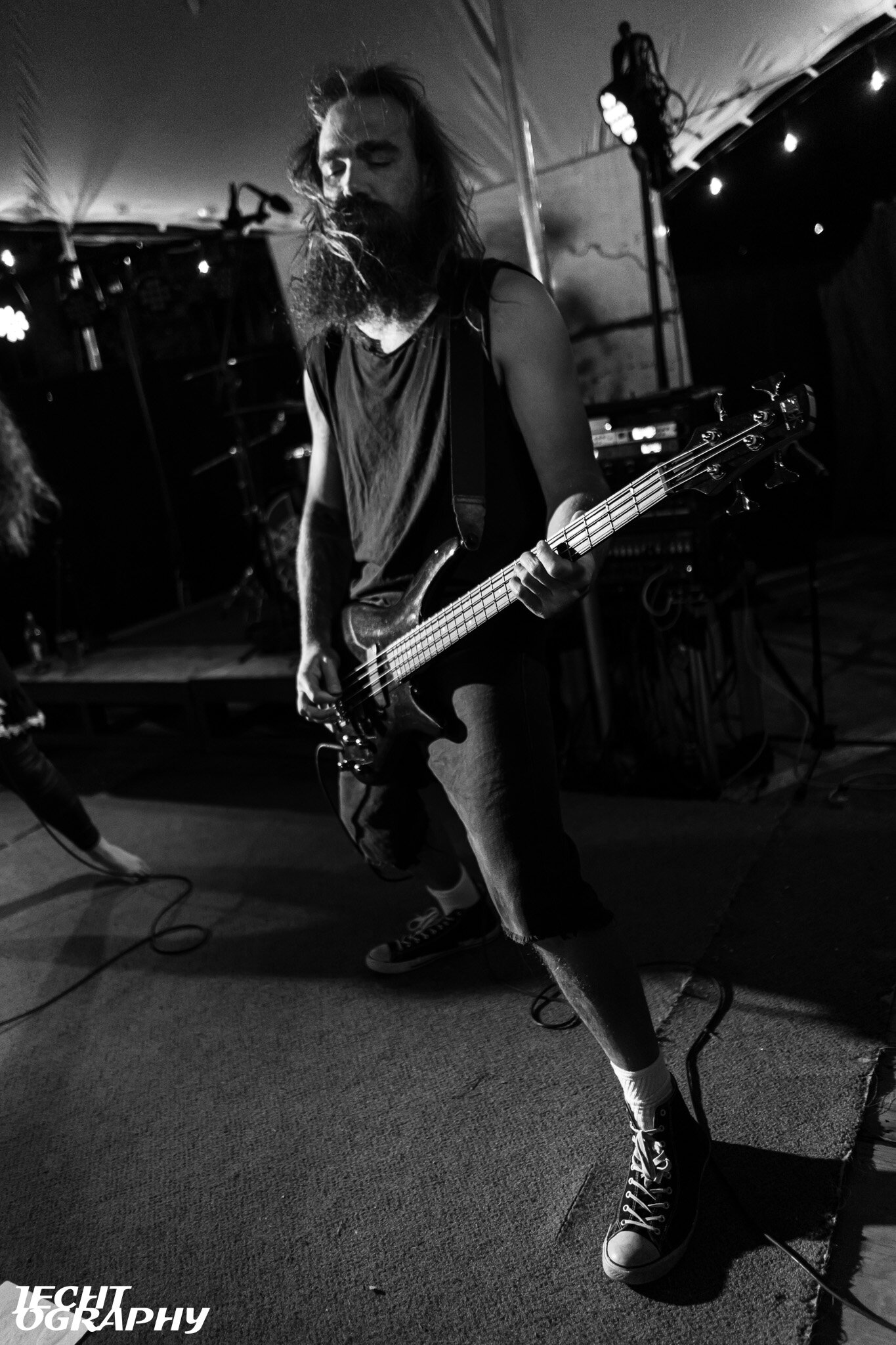 Mojo Alice plays Tuatara - The Local Scene 2021 — Jechtography