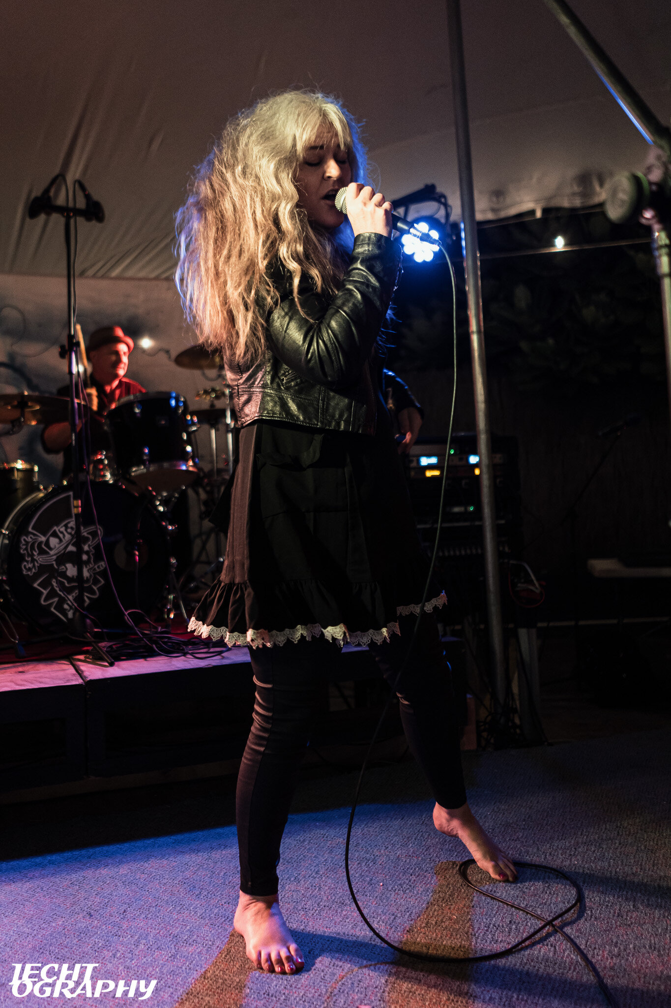 Mojo Alice plays Tuatara - The Local Scene 2021 — Jechtography