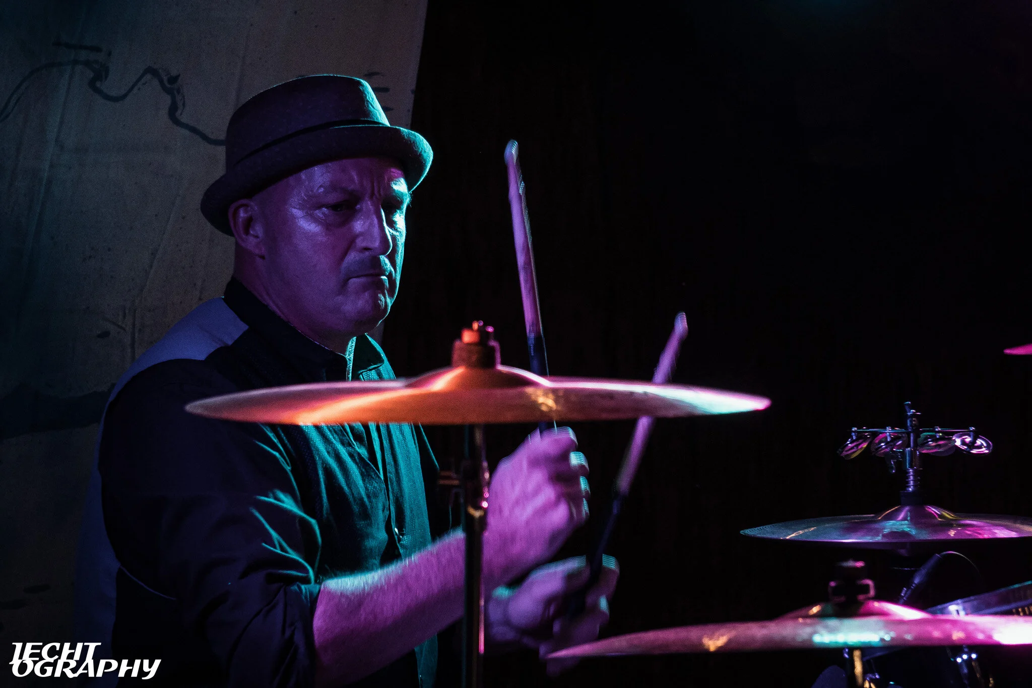 Mojo Alice plays Tuatara - The Local Scene 2021 — Jechtography