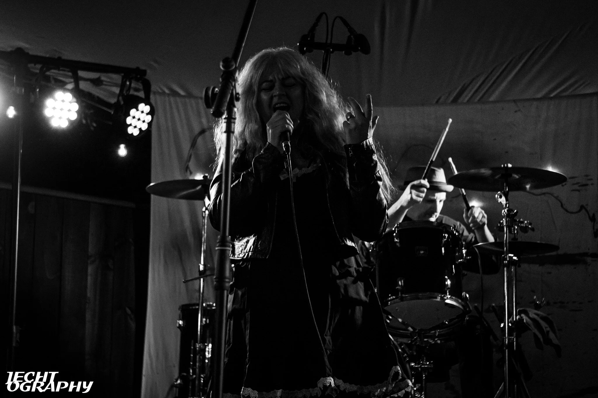 Mojo Alice plays Tuatara - The Local Scene 2021 — Jechtography