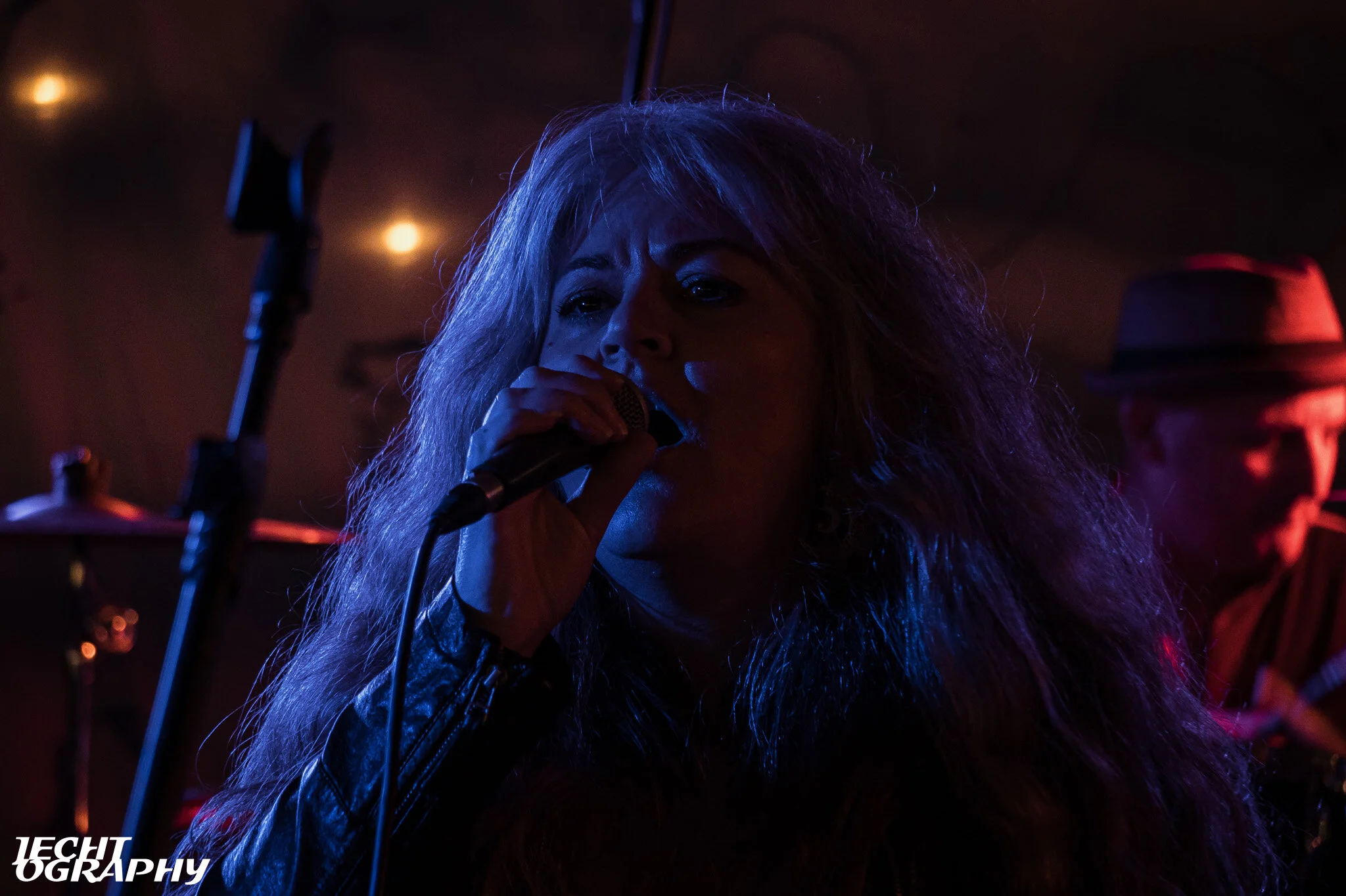 Mojo Alice plays Tuatara - The Local Scene 2021 — Jechtography