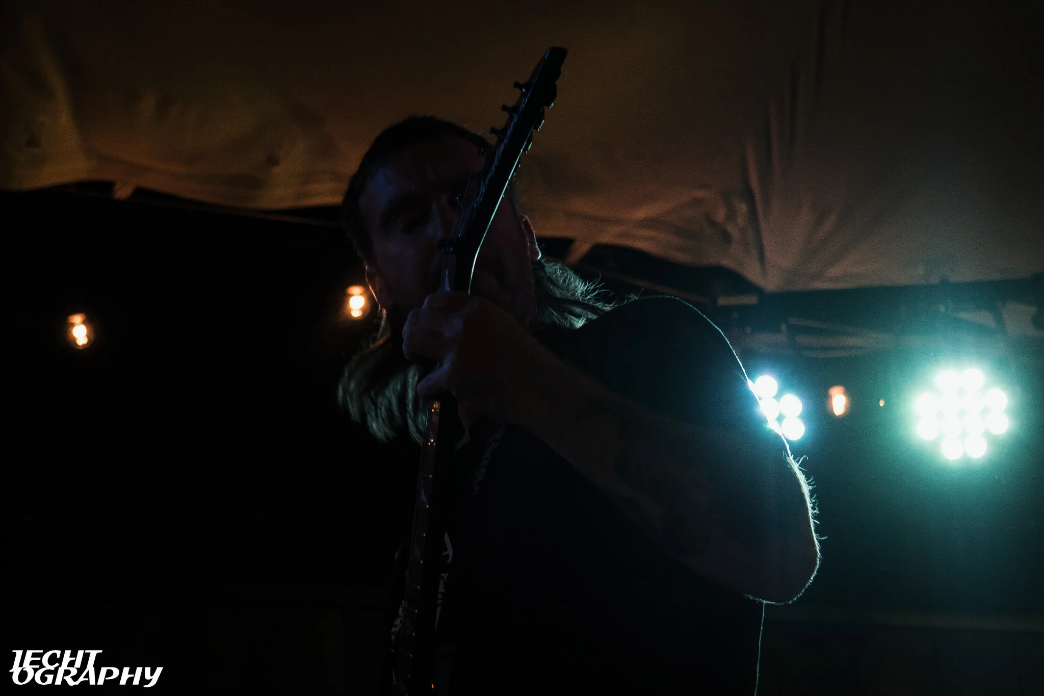 Mojo Alice plays Tuatara - The Local Scene 2021 — Jechtography