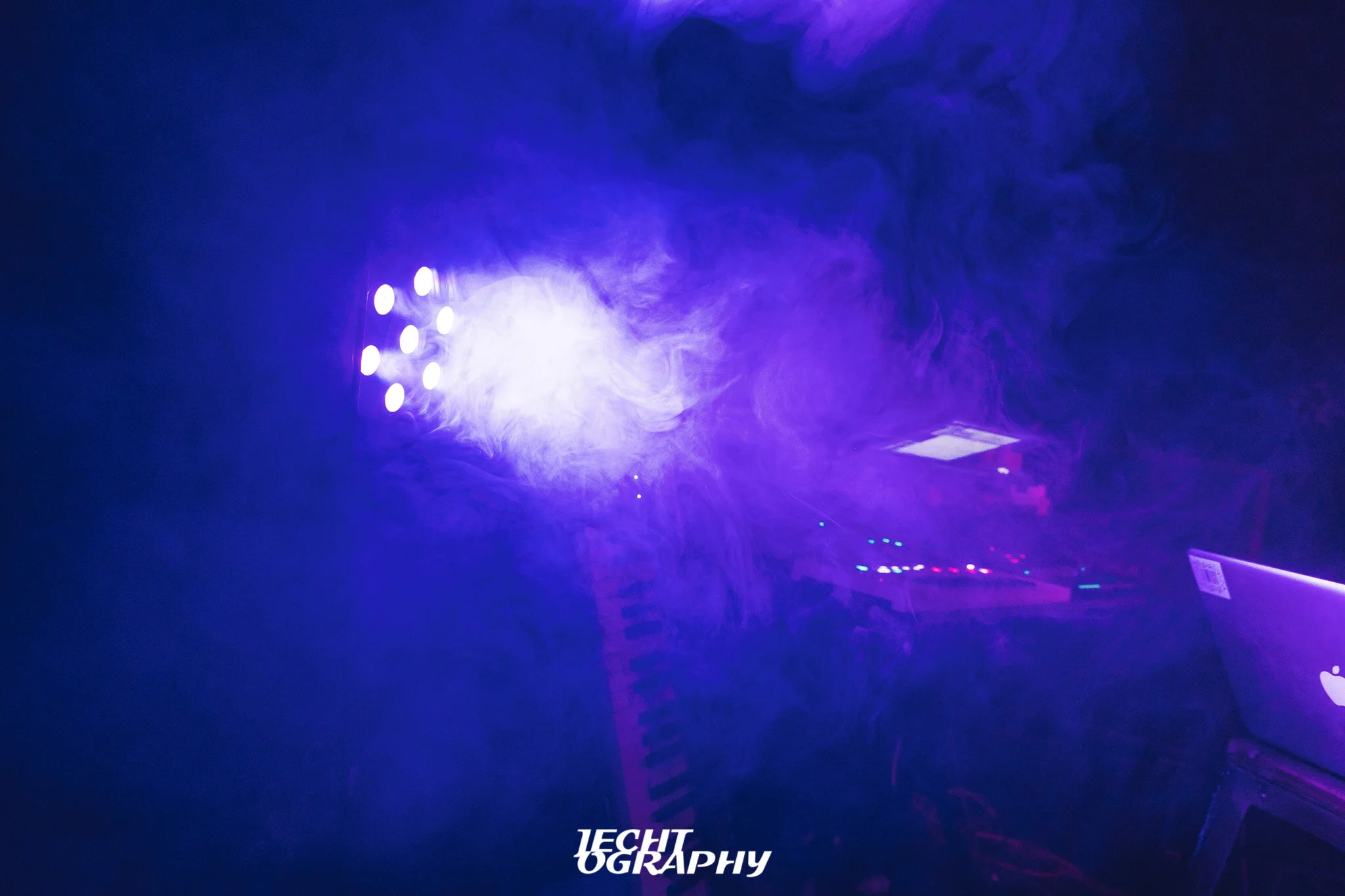 JJ Mist plays Valhalla - BIG SYNTH ENERGY — Jechtography