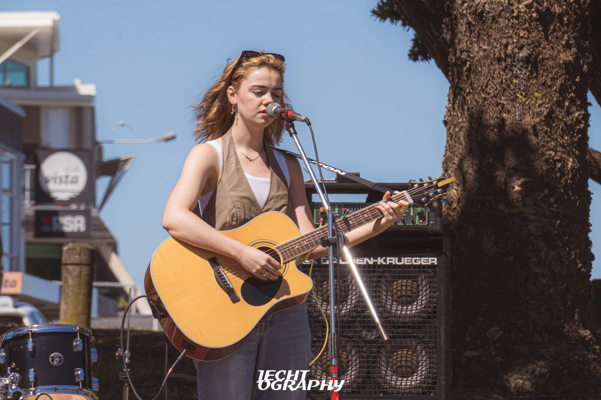 Peyton Morete plays Maclean Park - Purebread Summer Music in the Park ...