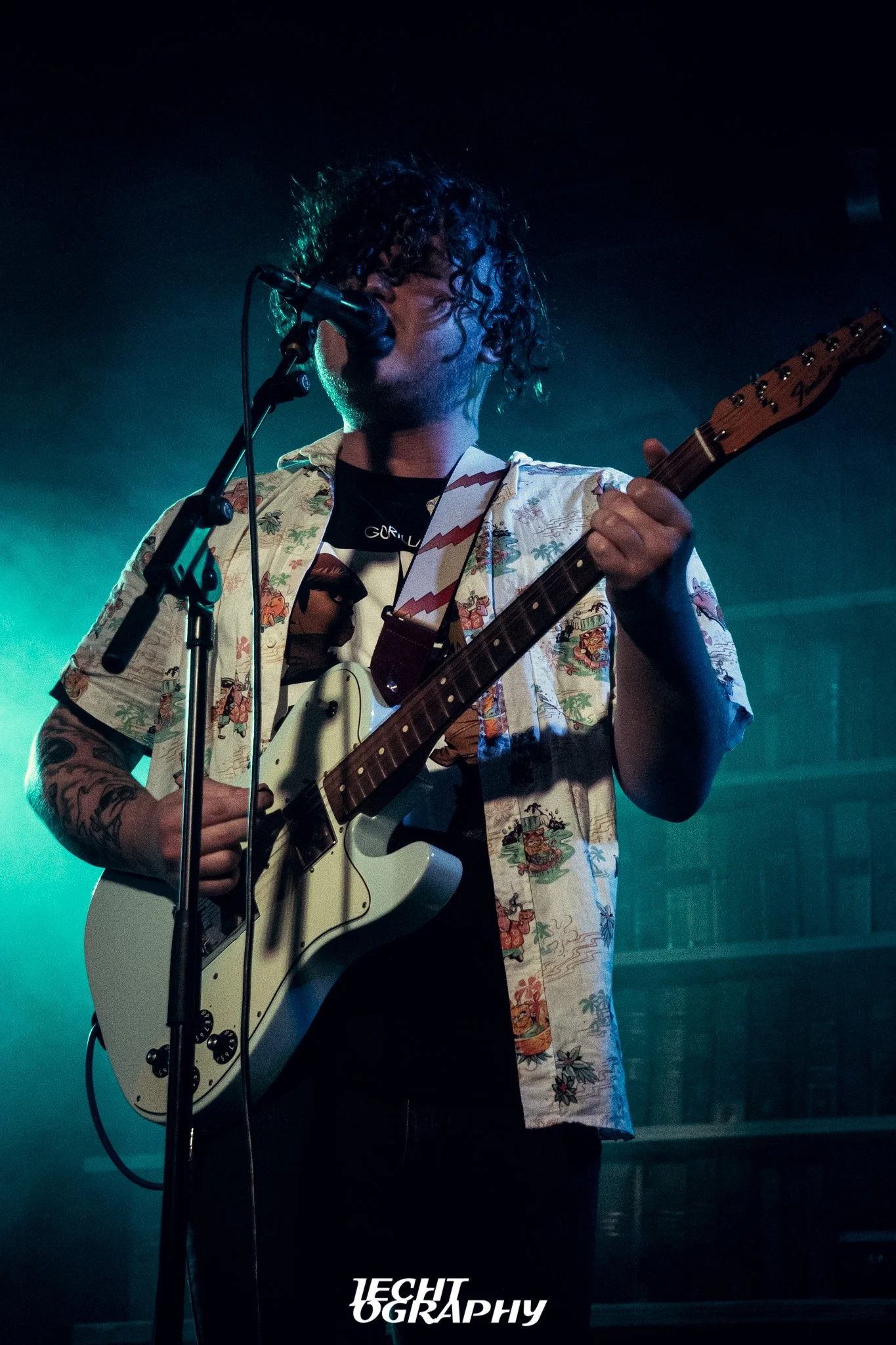 Voodoo Bloo plays Meow - "Small" single release (before the single is ...