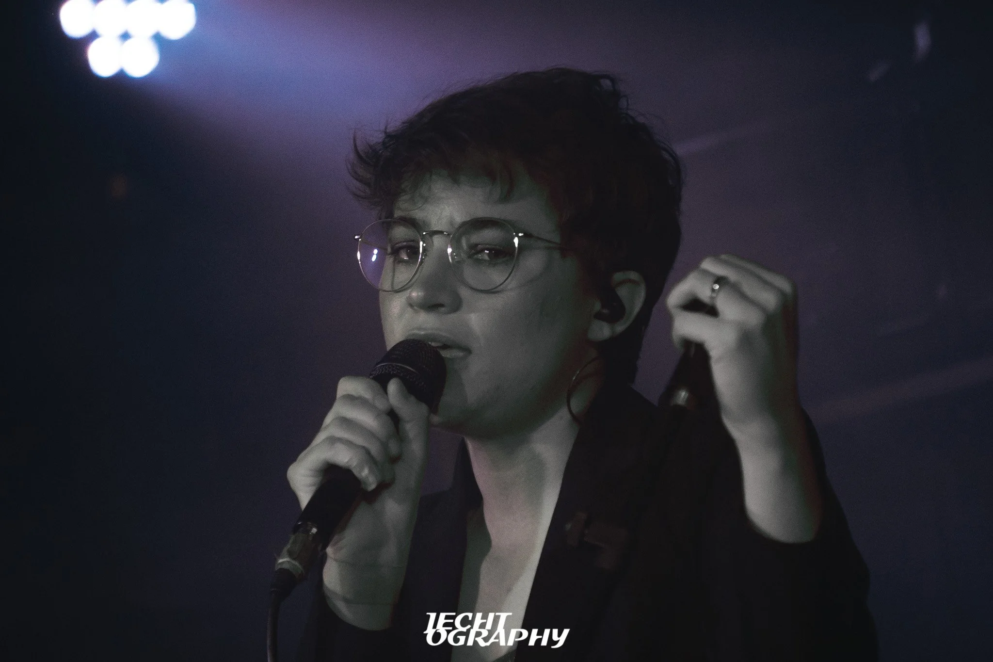 Rocket Berry plays Meow - Emma Dilemma 'Spit' Tour - Wellington ...